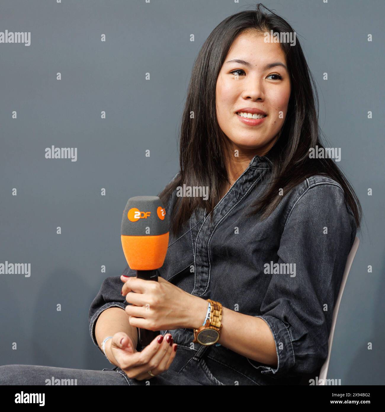 Dr. Mai Thi Nguyen-Kim, kann Wissenschaft unterhaltsam sein Mai Thi Nguyen-Kim ...