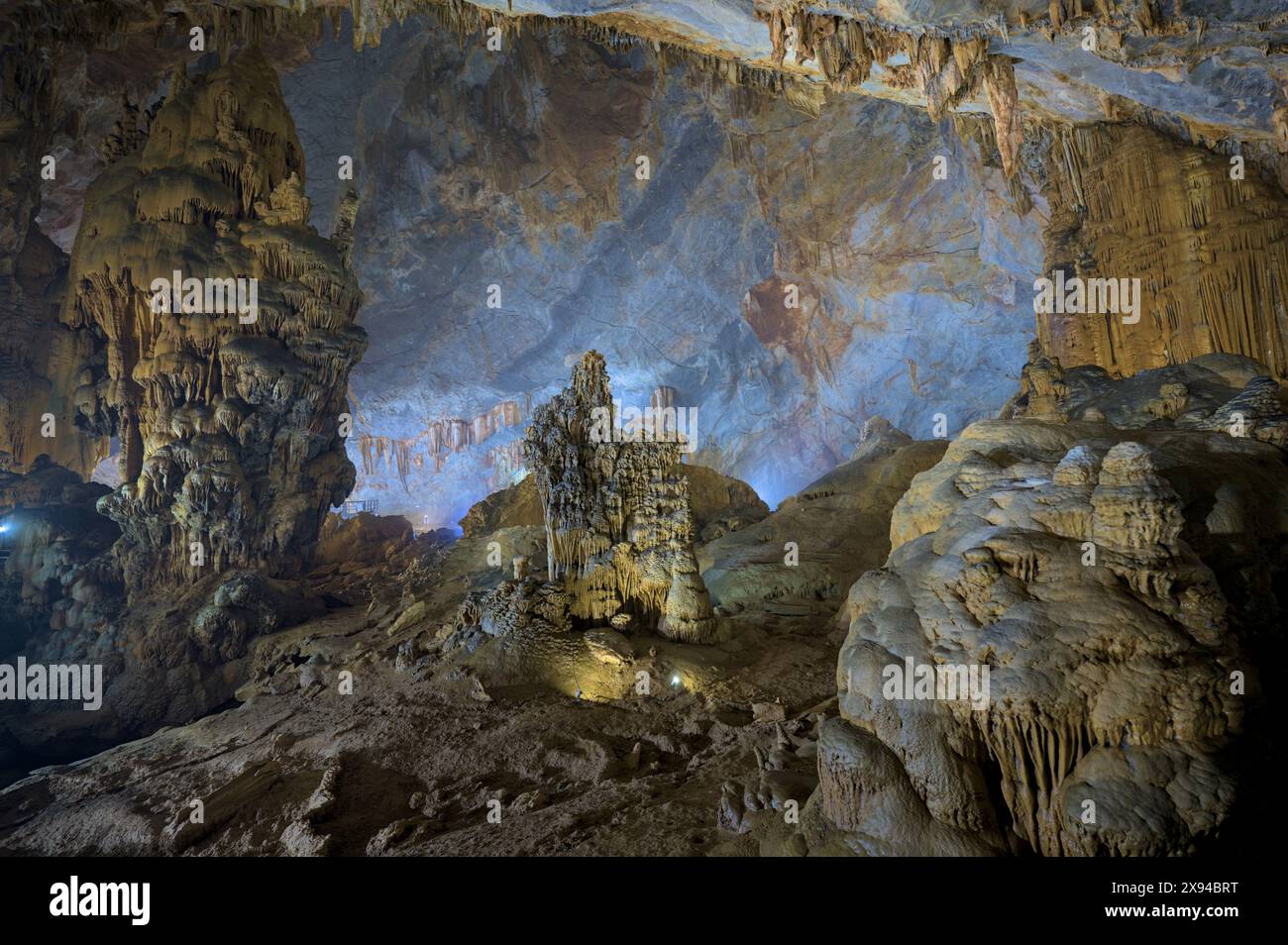 Paradise Cave (Thien Duong Cave) - The Longest Dry Cave in Asia, Phong ...