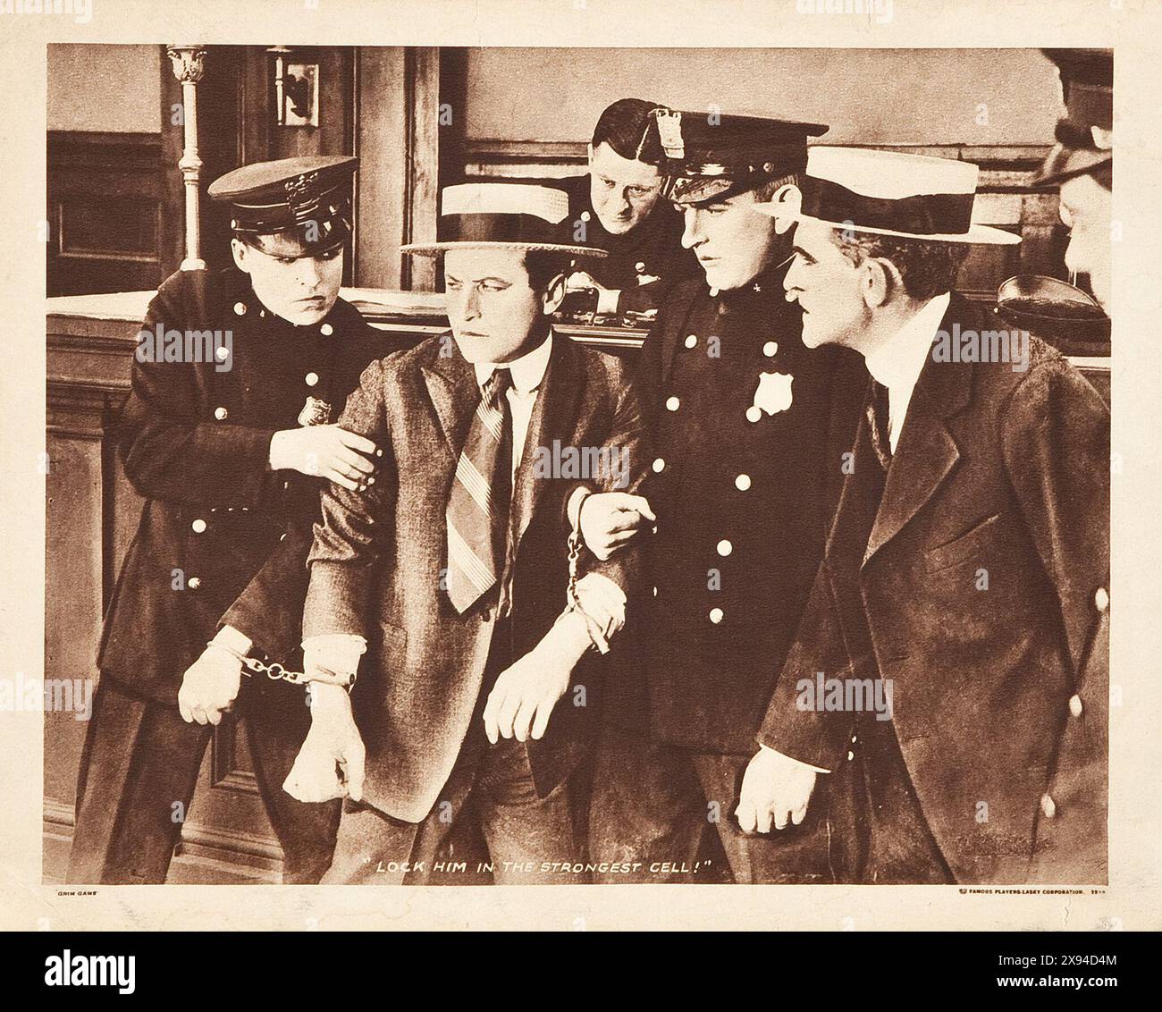 Houdini - The Grim Game (Paramount, 1919). Lobby Card Stock Photo - Alamy
