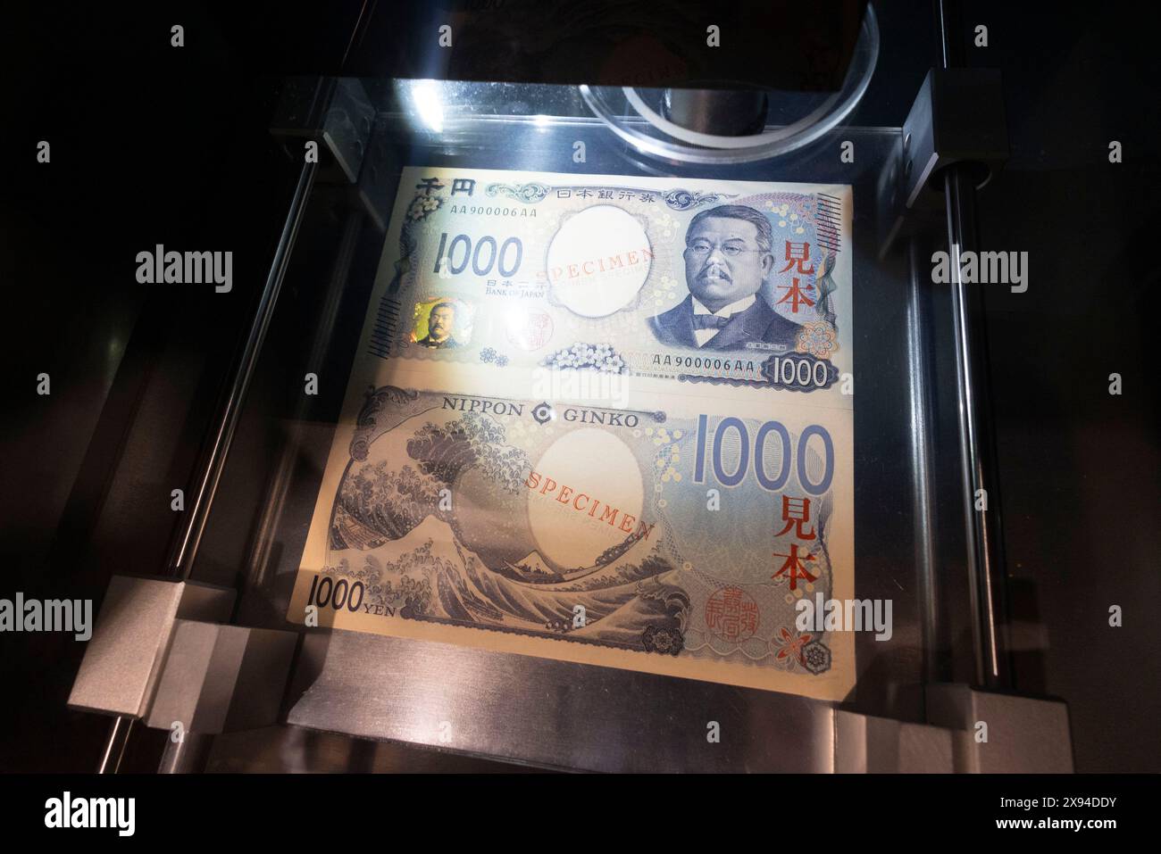 Tokyo, Japan. 27th May, 2024. New Japanese 1.000 Yen banknote on ...