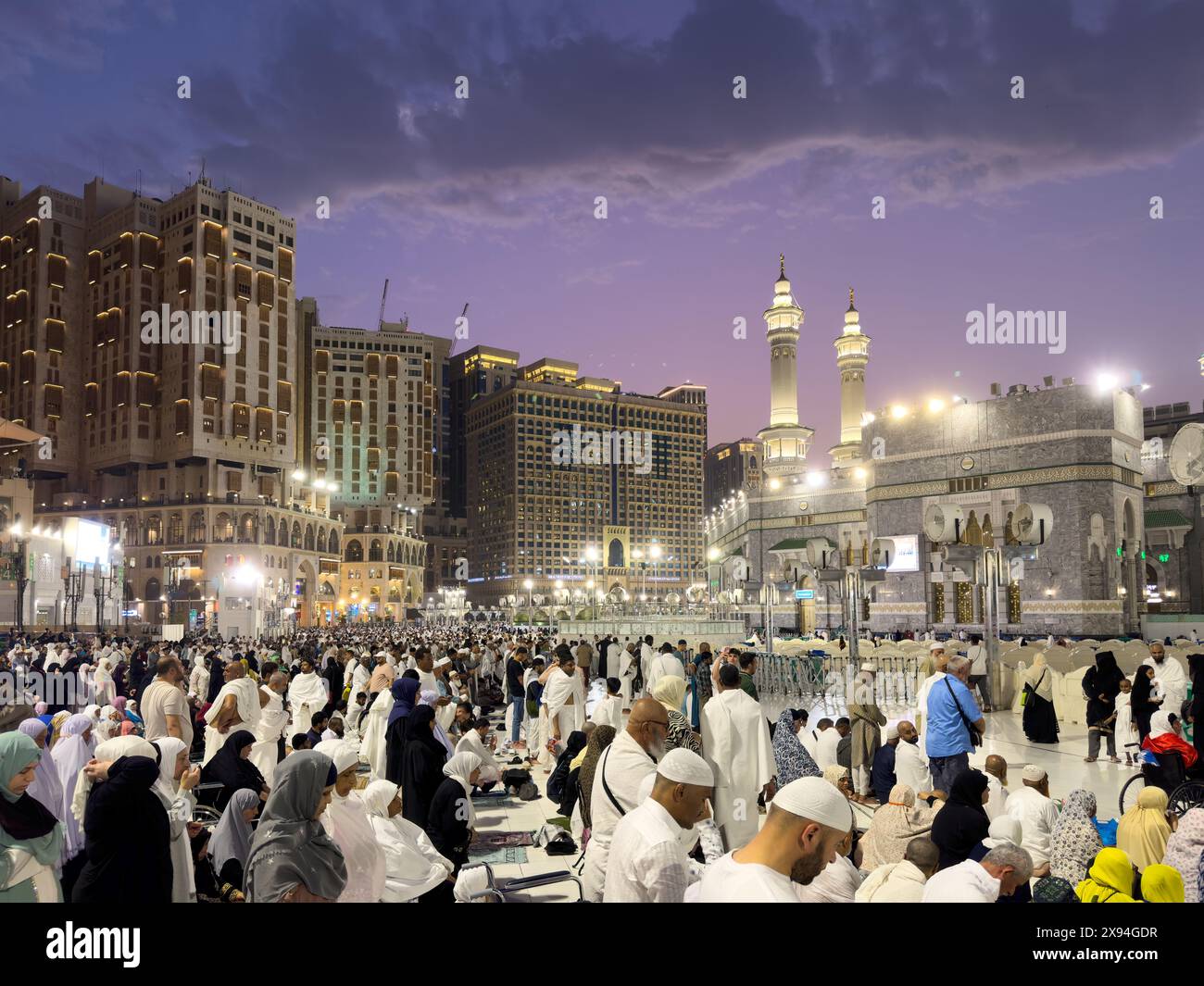 Muslim Pilgrims at The Kaaba in The Haram Mosque of Mecca , Saudi ...