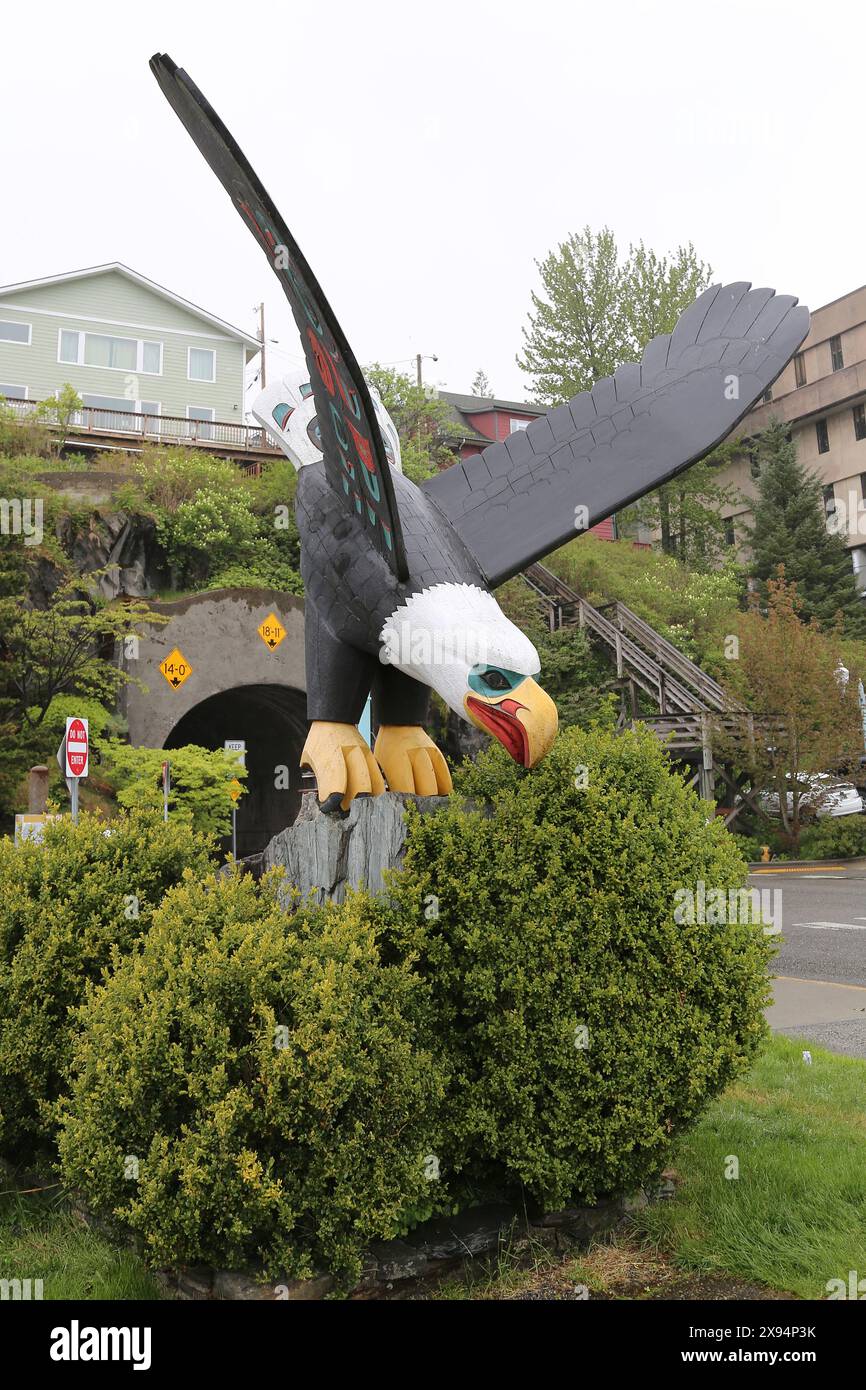 ‘Thundering Wings’ (Nathan Jackson, 1991, wood), Eagle Park, Ketchikan ...