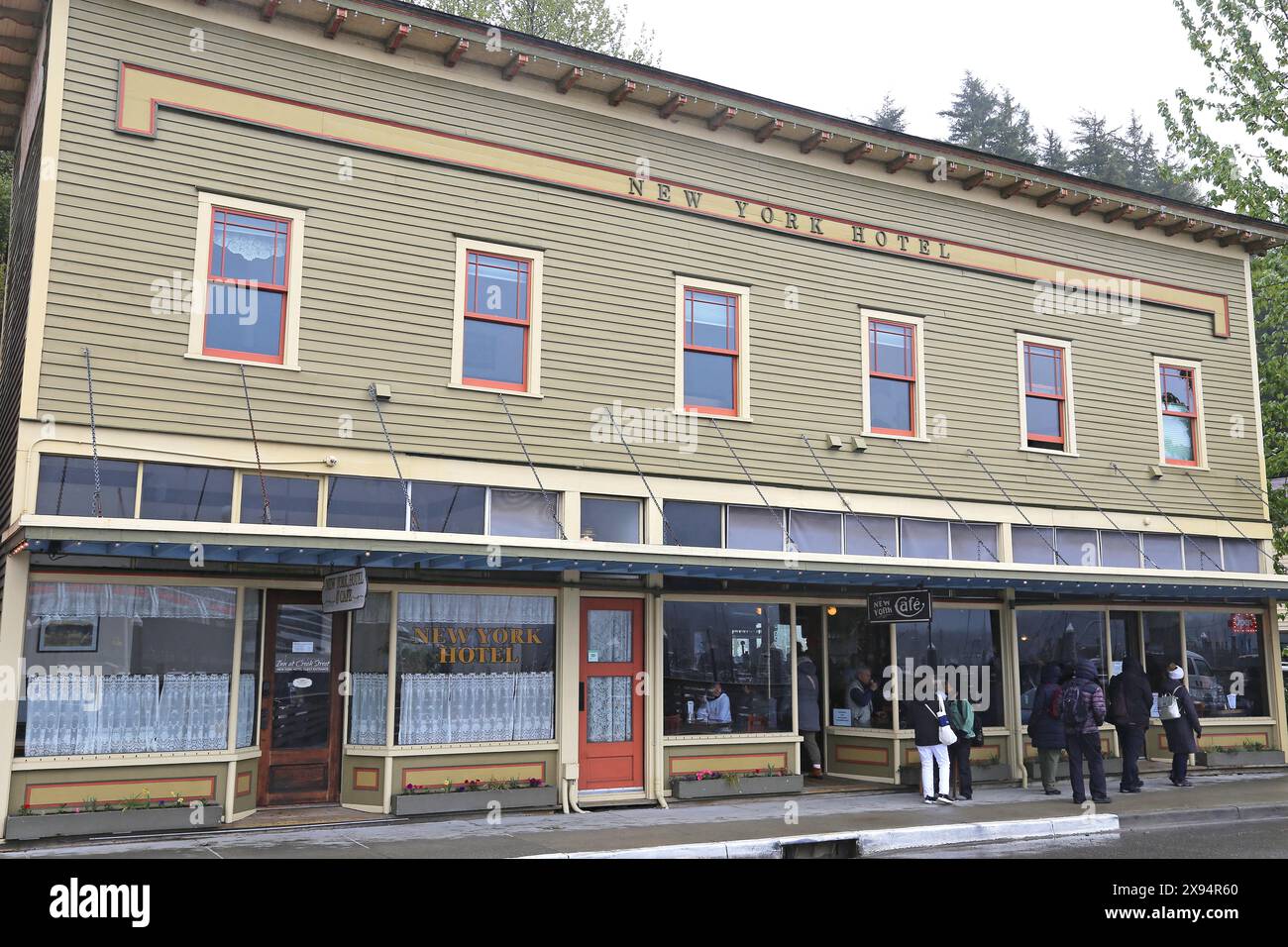 New York Hotel and Cafe, Stedman Street, Ketchikan, Revillagigedo ...