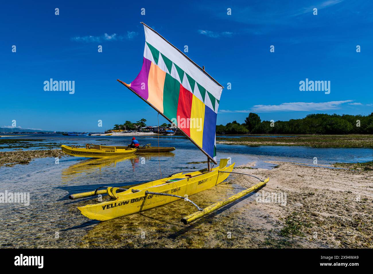 Traditional sailing boat, Grande Santa Cruz Island, Zamboanga, Mindanao ...