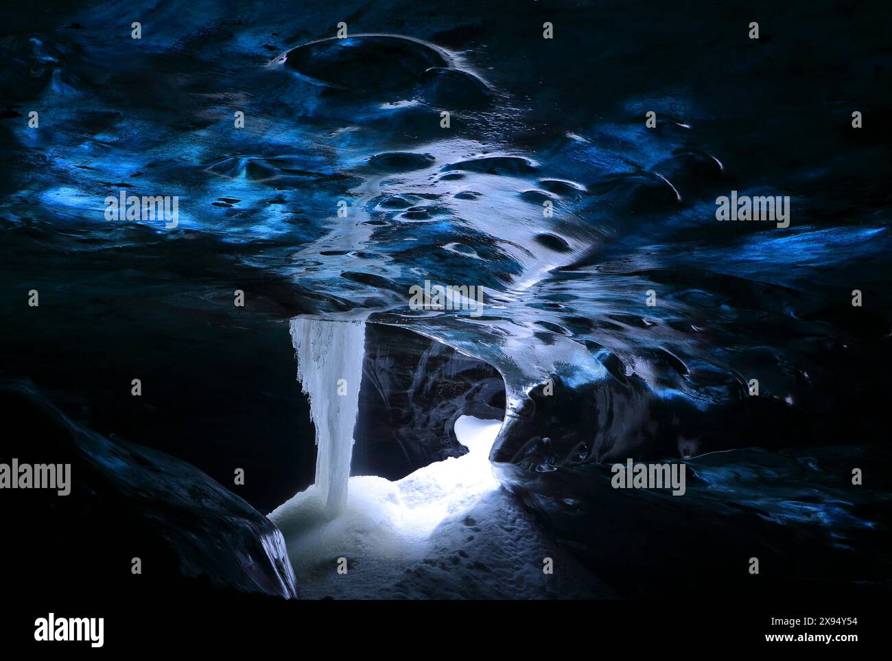 Glacier interior, Vatnajokull National Park, southern Iceland, Polar ...
