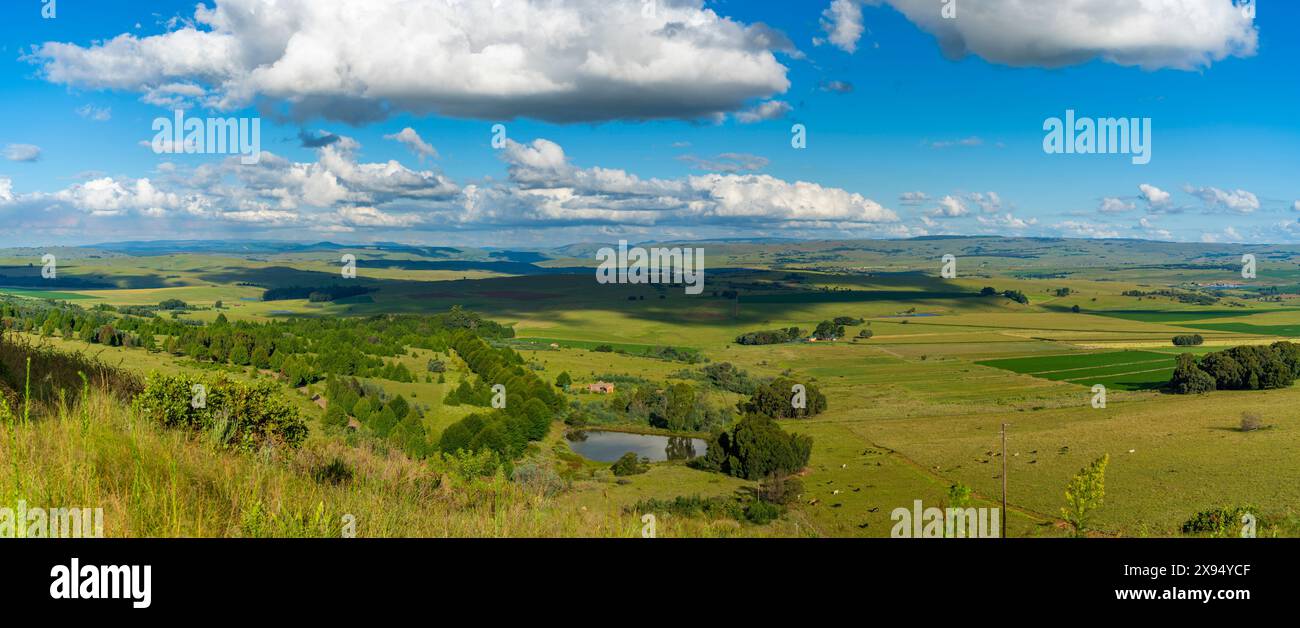View of landscape from Kloppenheim Country Estate, Machadodorp ...