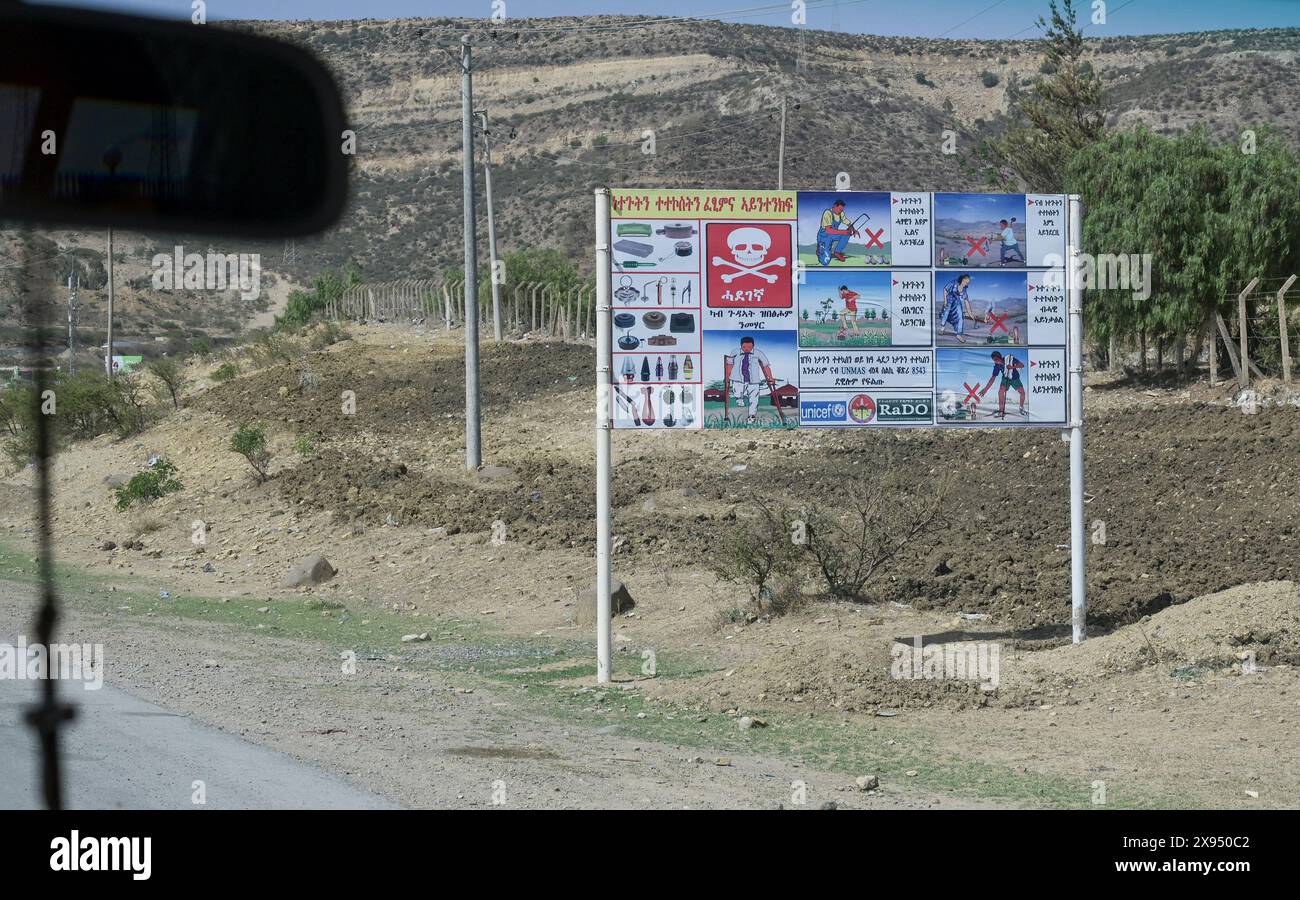 ETHIOPIA, Tigray, road Mekelle to Adigrat, Tigray war 2020-2022 between ...