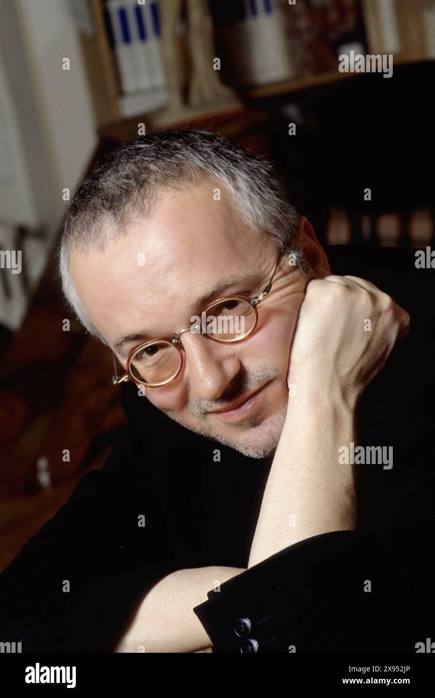 Pierre Louis (Pierre-Louis) BASSE - Date : 20000401 ©John Foley/Opale ...