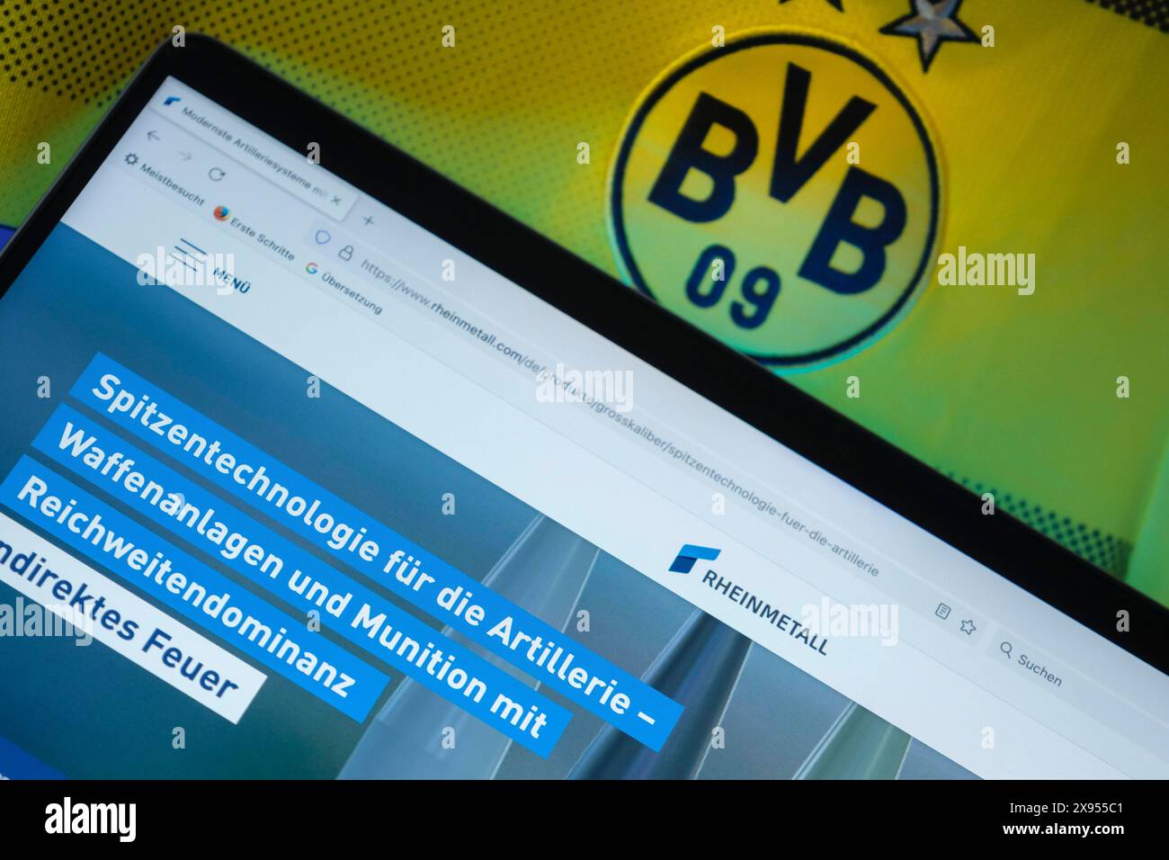 Symbolfoto der Rüstungskonzern Rheinmetall wird neuer Sponsor von BVB ...