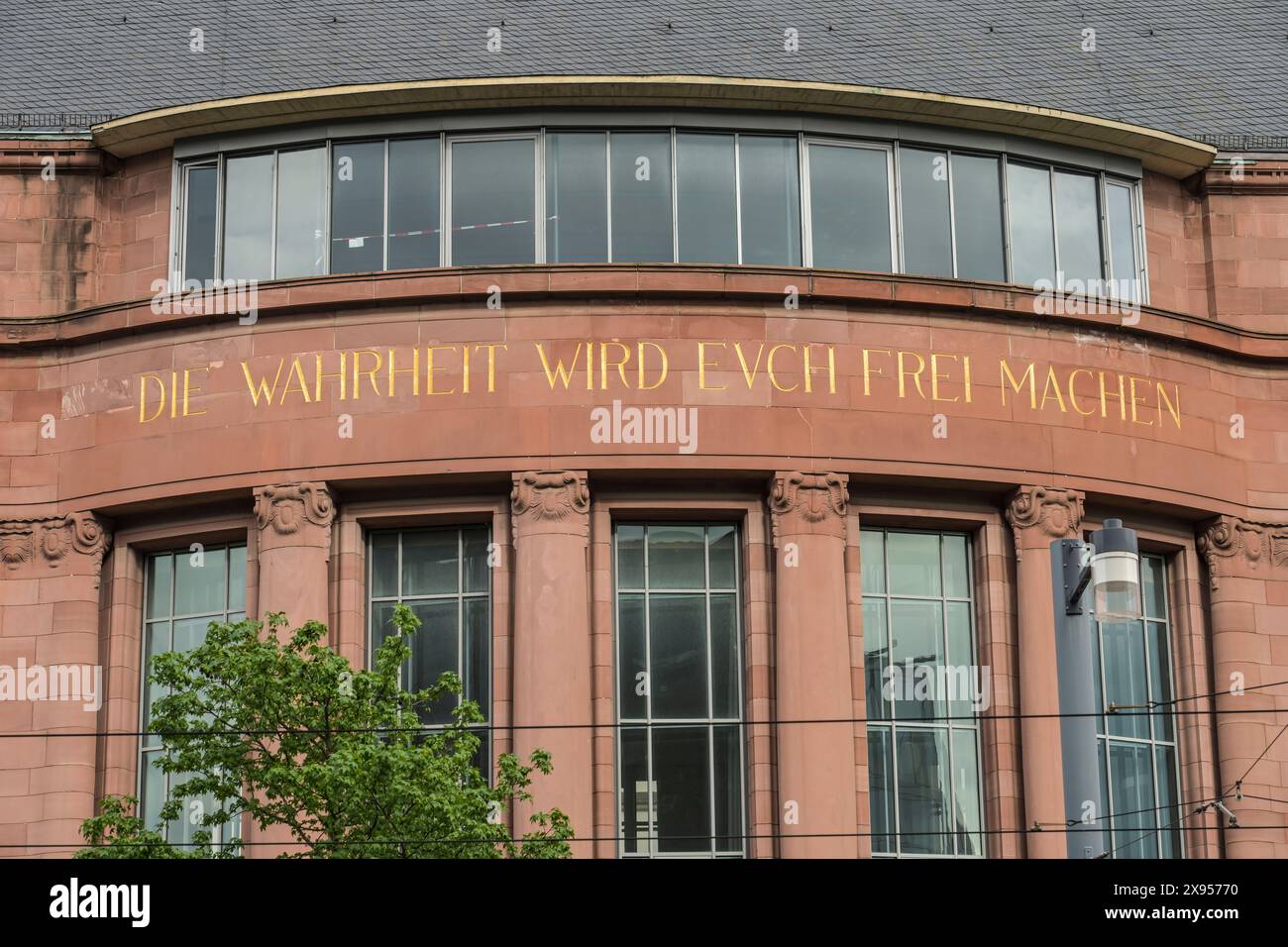 Frei university building hi-res stock photography and images - Alamy