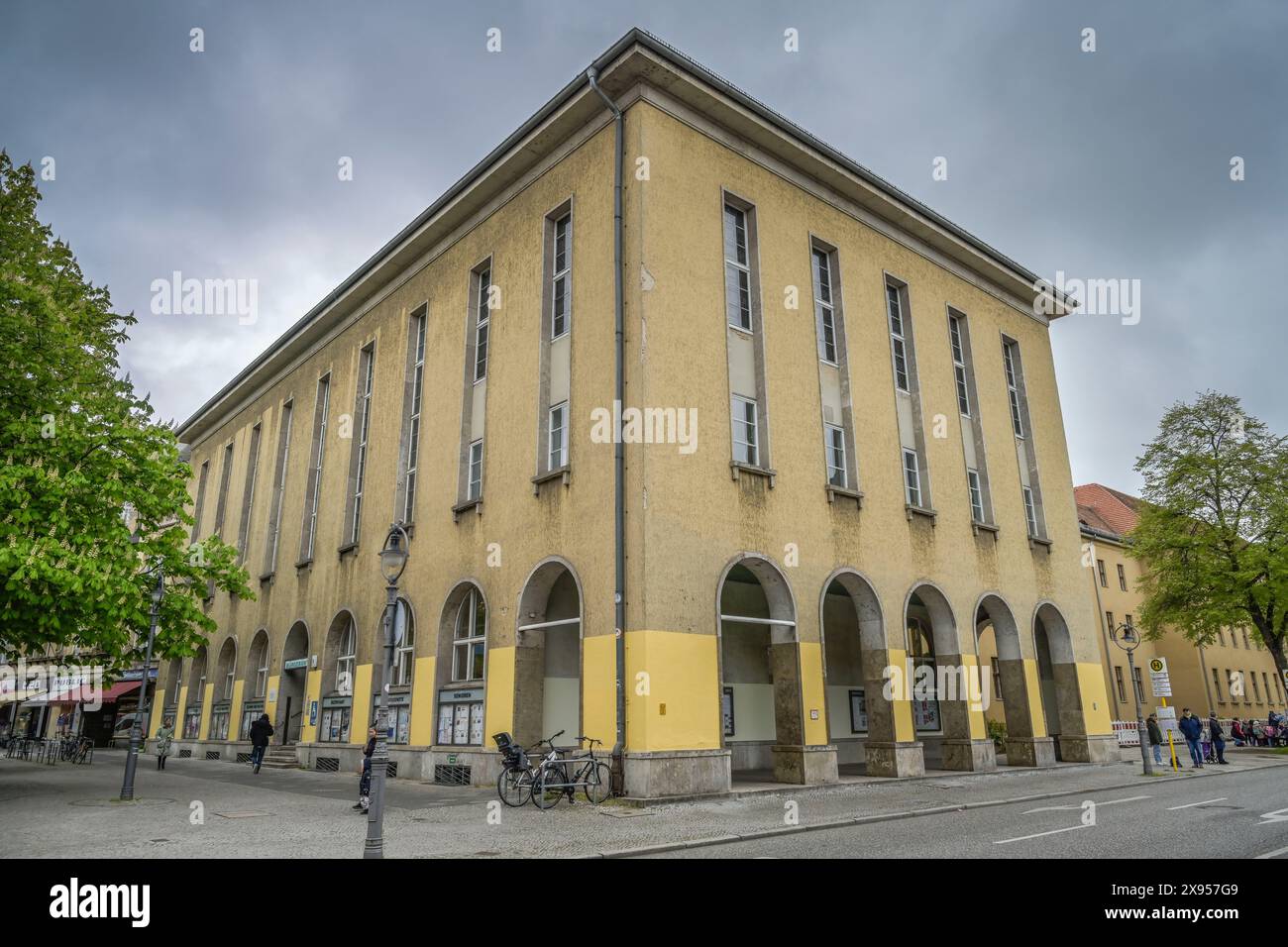 Citizens' Office, Town Hall, Kirchstrasse / Teltower Damm, Zehlendorf ...