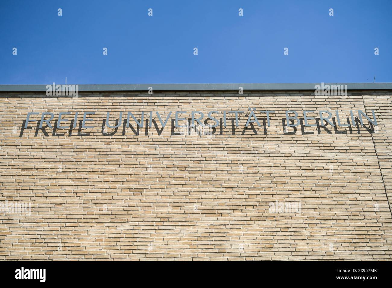Free University of Berlin, Student Service Center SSC, Iltisstraße ...