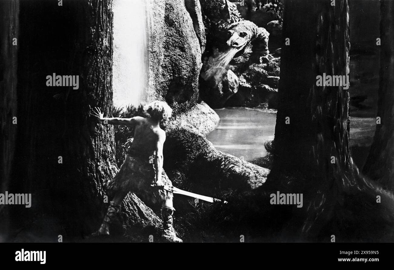 PAUL RICHTER as Siegfried fights the Dragon in DIE NIBELUNGEN ...