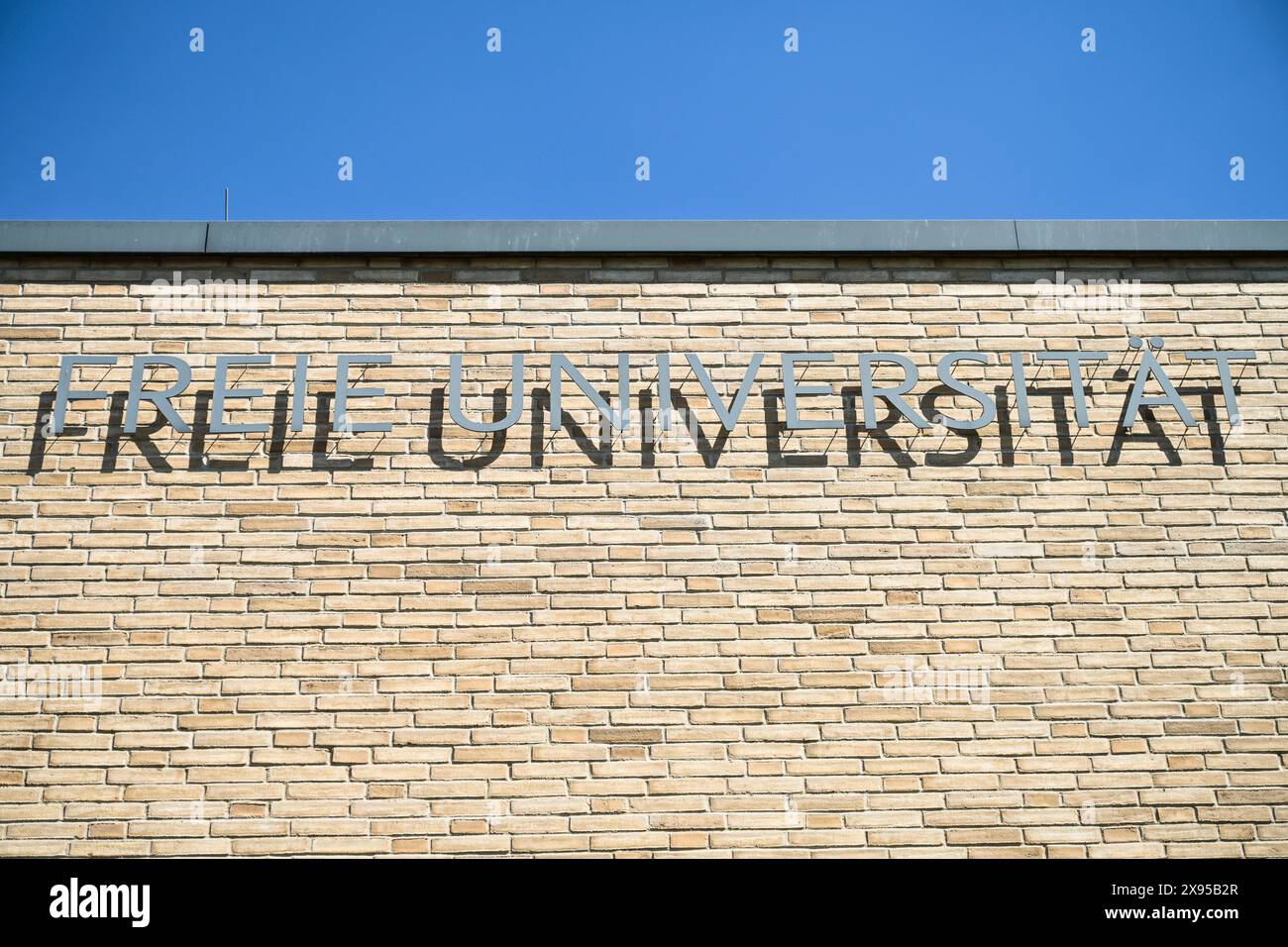 Free University of Berlin, Student Service Center SSC, Iltisstraße ...