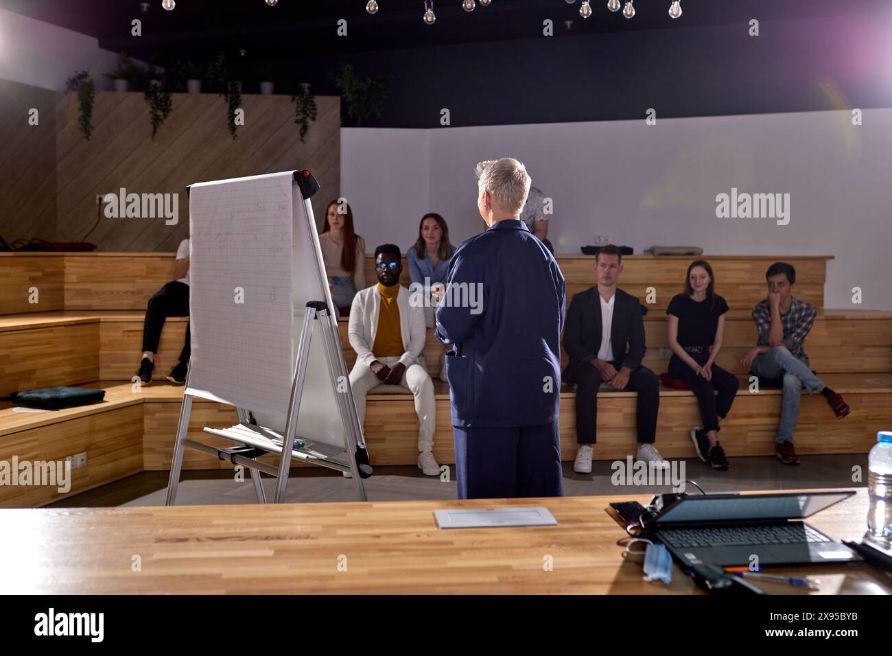 Woman University Professor Holds Lecture to Classroom Full of Multi ...