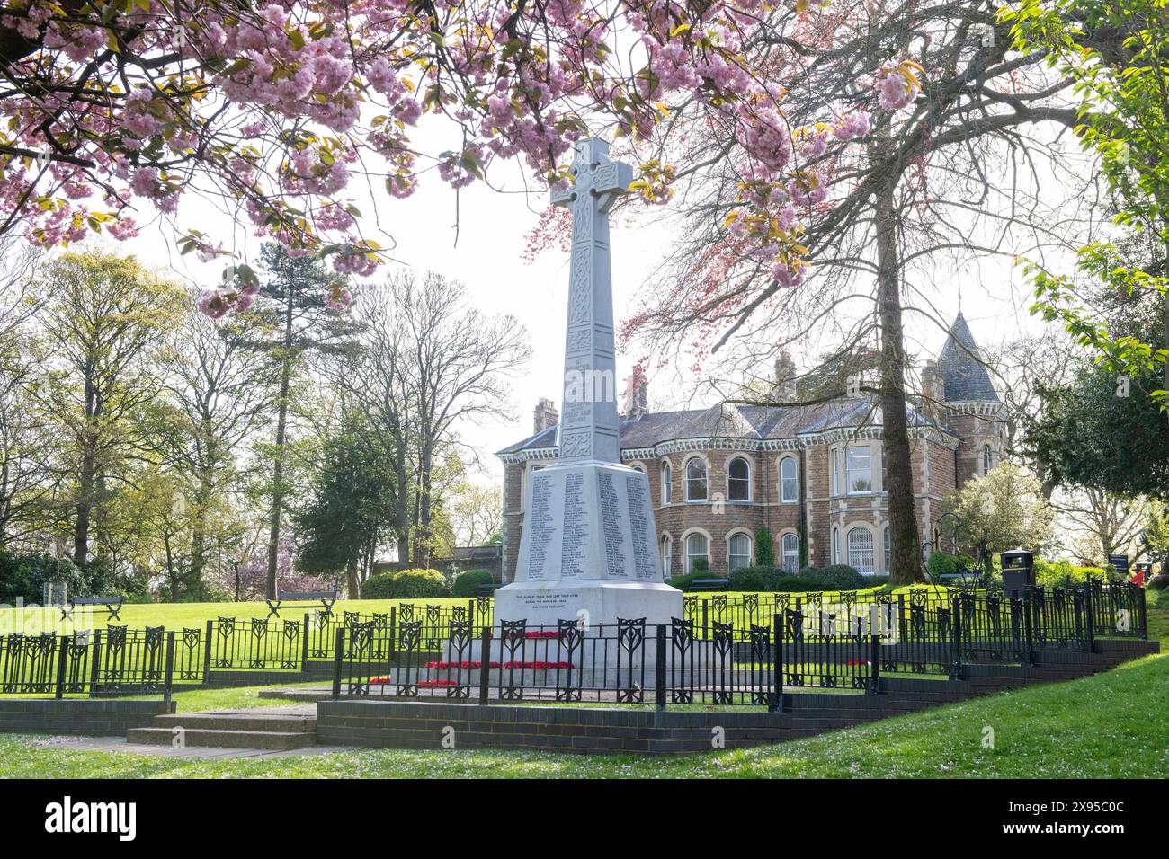 Spring at Arnot Hill Park in Arnold Nottingham Nottinghamshire England ...