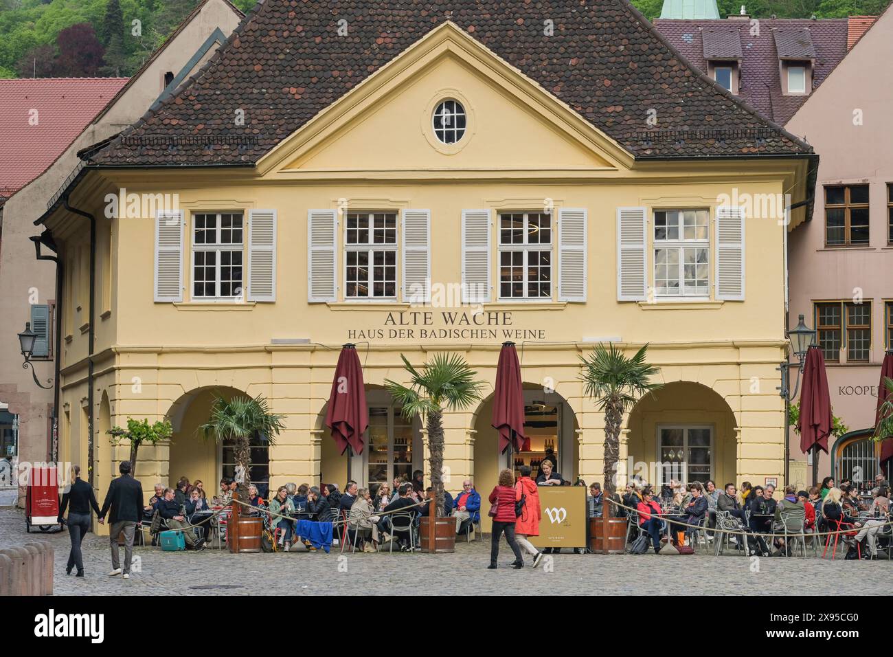 Alte Wache Freiburg - House of Baden Wines, Münsterplatz, Freiburg im ...