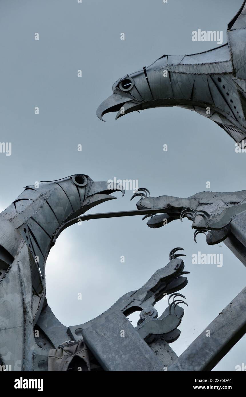 A sculpture of two buzzards by Walenty Pytel in Rosebank Gardens, Great ...