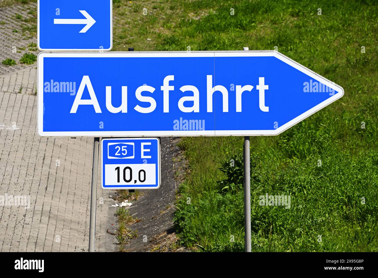 Ausfahrt hi-res stock photography and images - Alamy