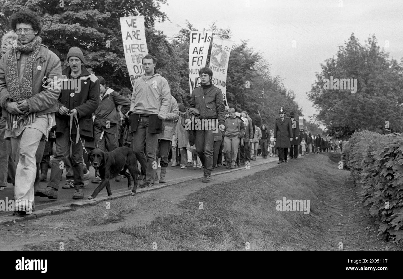 Anti nuclear weapons protest. Upper Heyford Air Base, Oxfordshire, UK ...