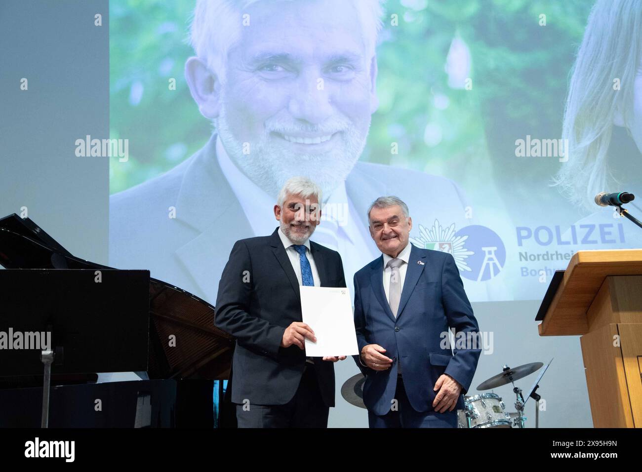 Herbert REUL, rechts, CDU, Innenminister, Minister des Innern des ...