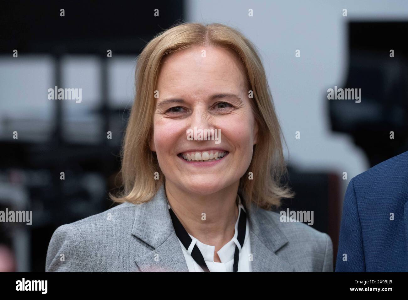 Christine FRUECHT, Frücht, neue Bochumer Polizeipraesidentin ...