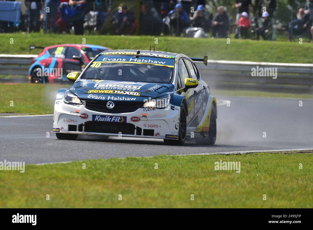Aron Taylor-Smith, Vauxhall Astra, Evans Halshaw Power Maxed Racing, BTCC, British Touring Car ...