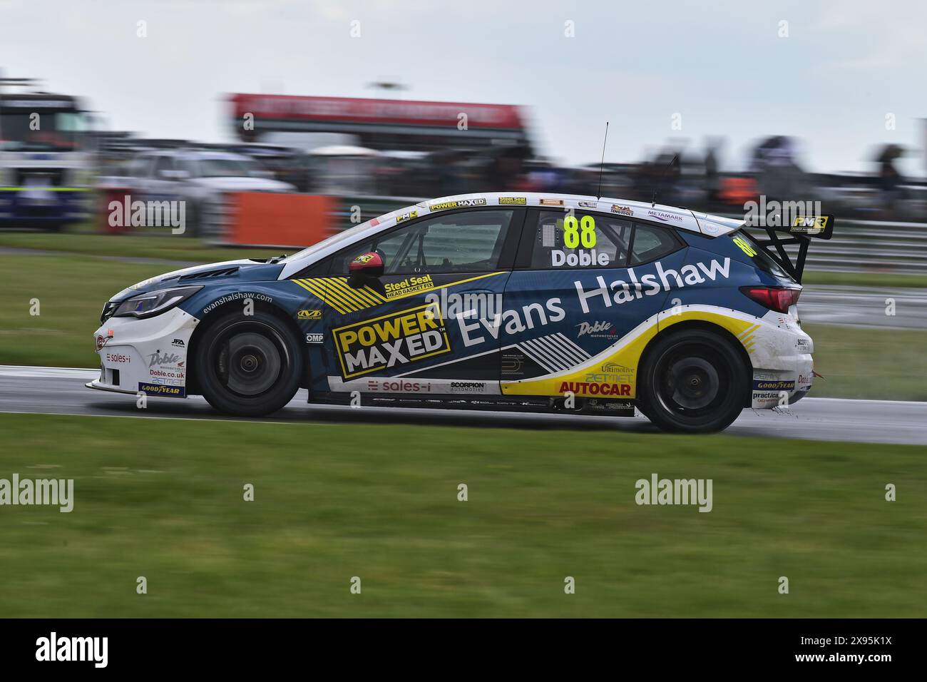 Mikey Doble, Vauxhall Astra, Evans Halshaw Power Maxed Racing, BTCC ...