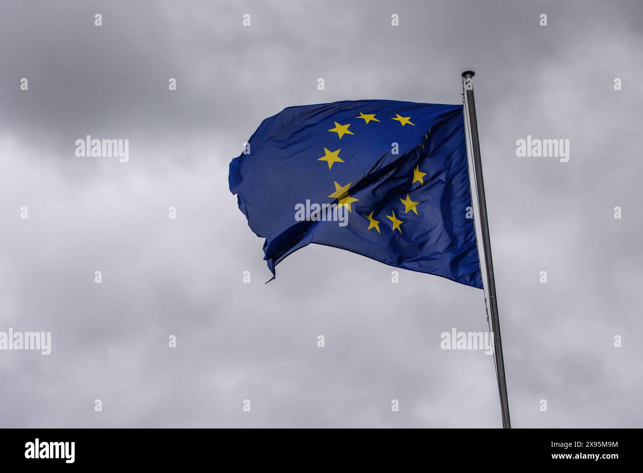 29 May 2024, France, Straßburg: The flag of the European Union flies in ...