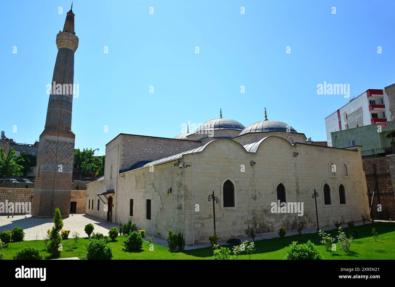 The Ulu Mosque, located in Siirt, Turkey, was built by the Seljuks in ...