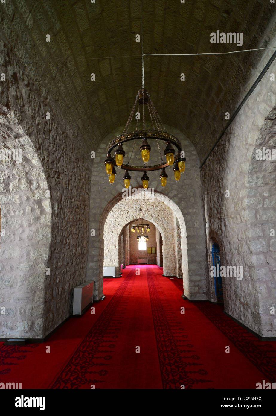 The Ulu Mosque, located in Siirt, Turkey, was built by the Seljuks in ...