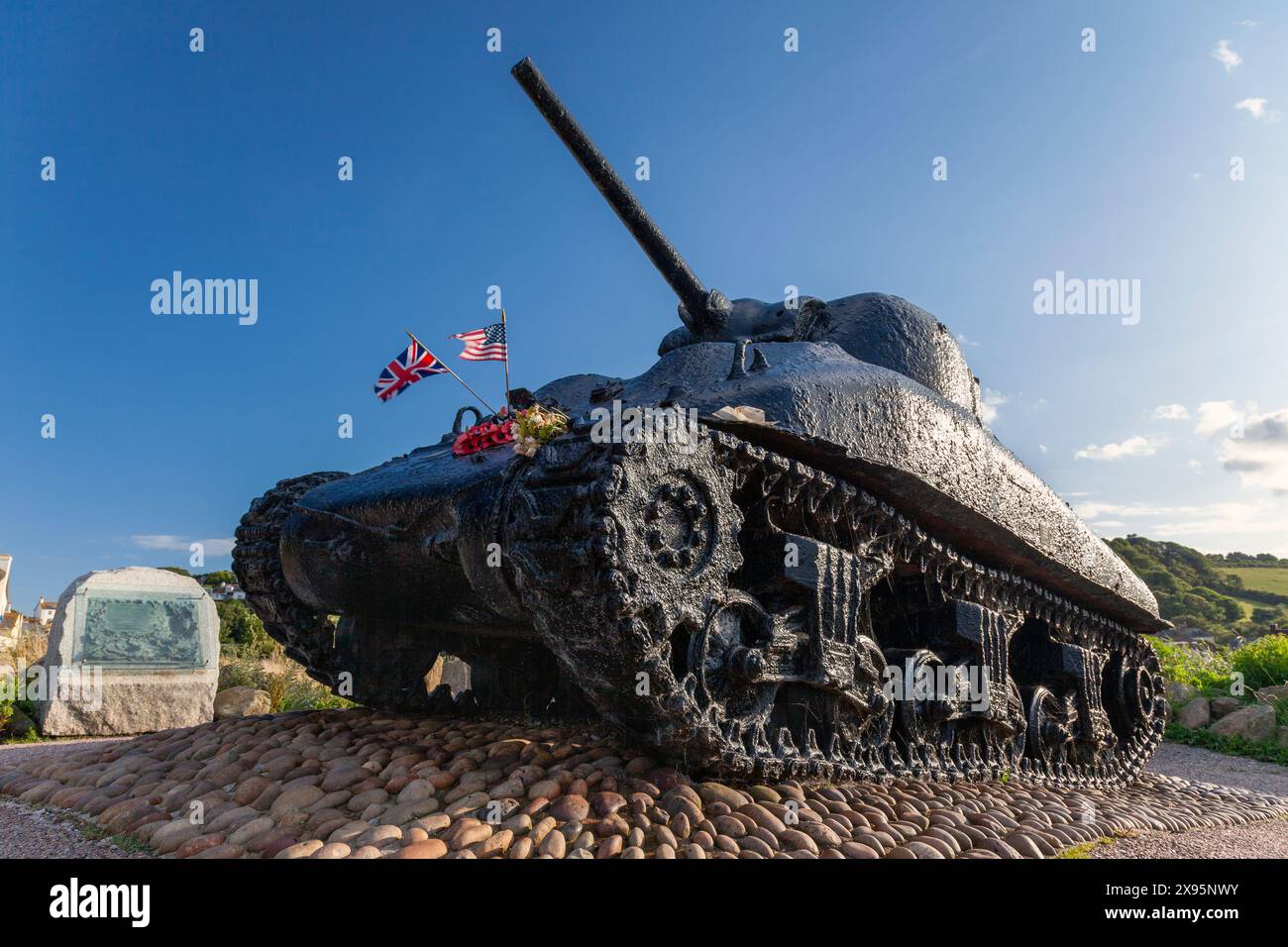 Sherman tank british 1944 hi-res stock photography and images - Alamy