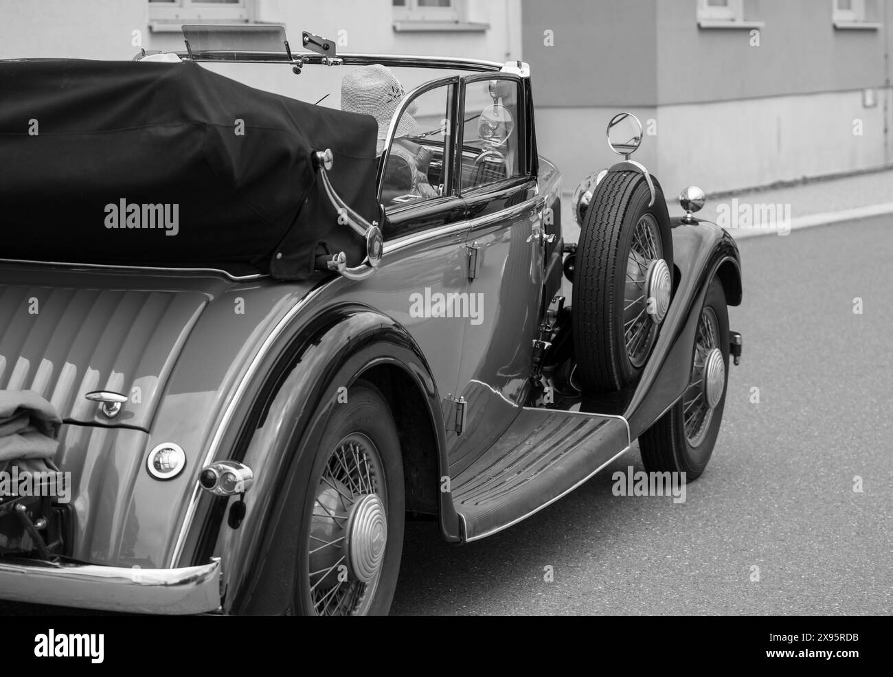 Nostalgic classic car view, black and white photography Stock Photo - Alamy