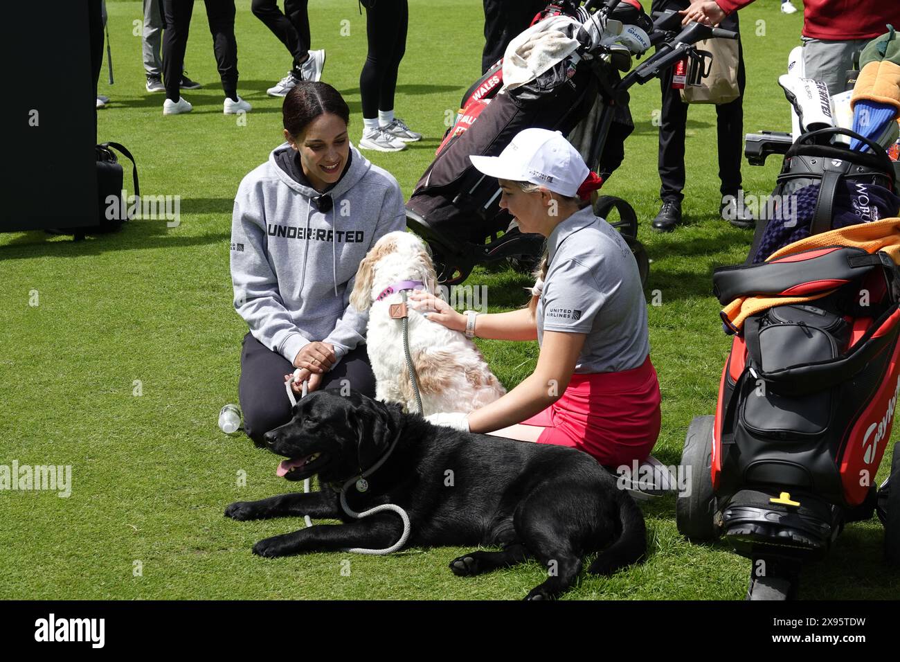 Eva grace parsons hi-res stock photography and images - Alamy