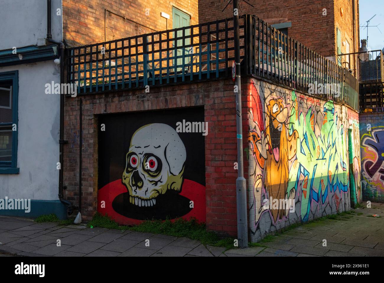 Early morning light on an alleyway behind the Angel Microbrewery in ...