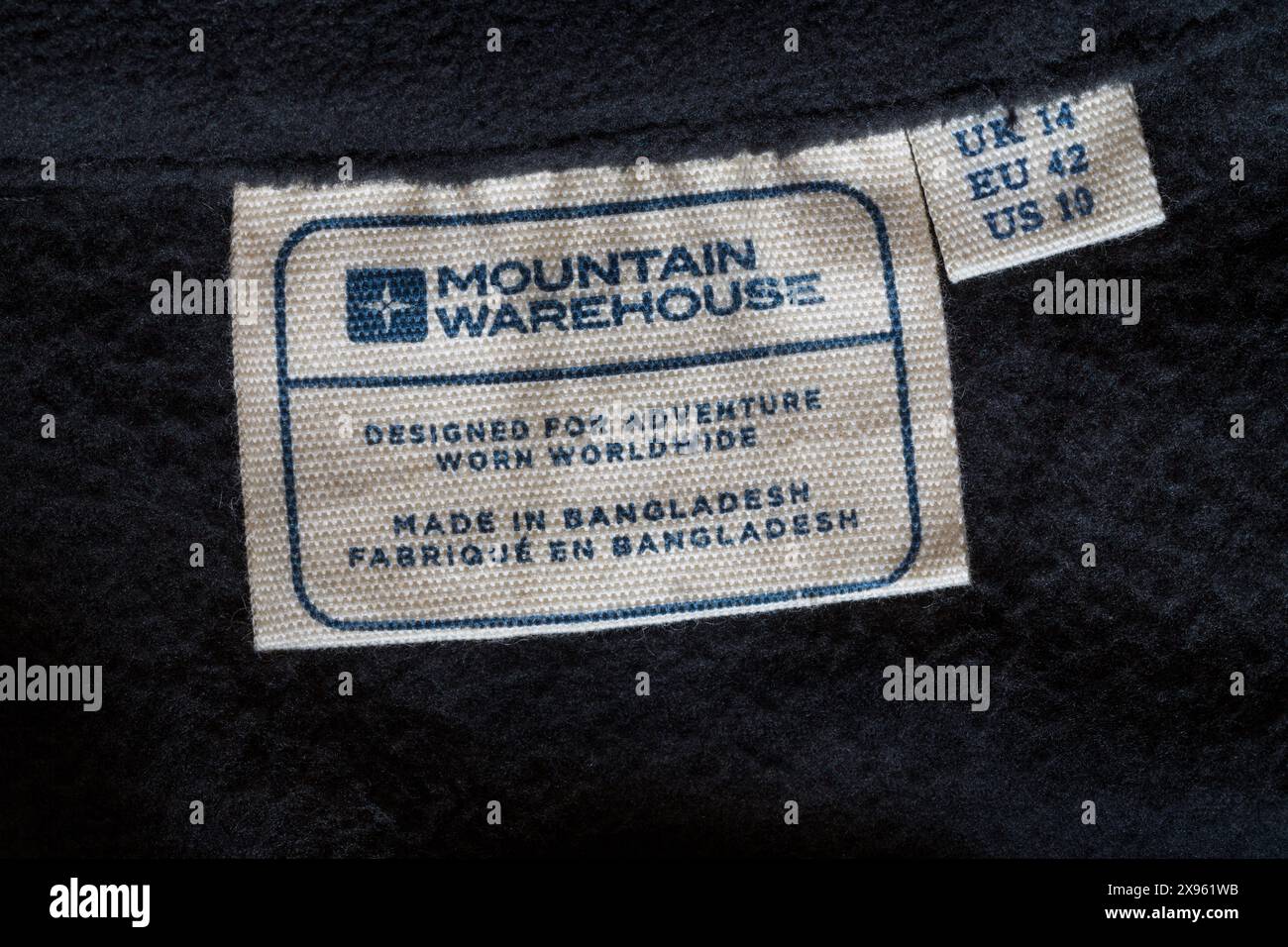 Mountain warehouse label hi-res stock photography and images - Alamy