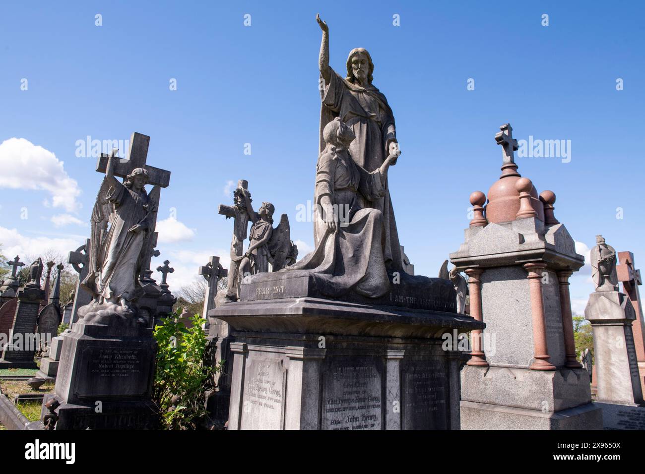 Church (Rock) Cemetery in Nottingham, Nottinghamshire England UK Stock ...