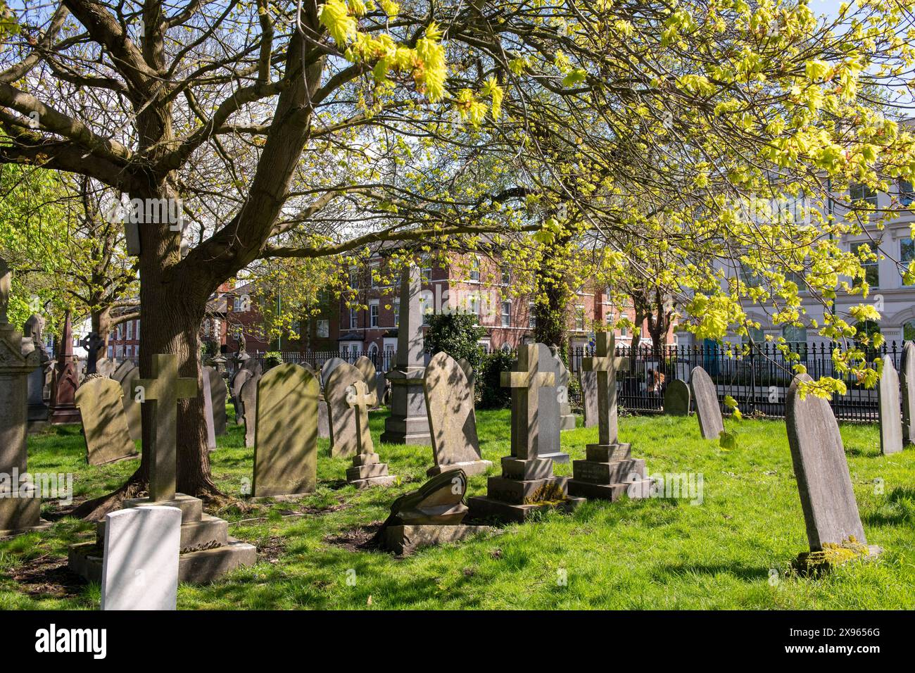 Church (Rock) Cemetery in Nottingham, Nottinghamshire England UK Stock ...