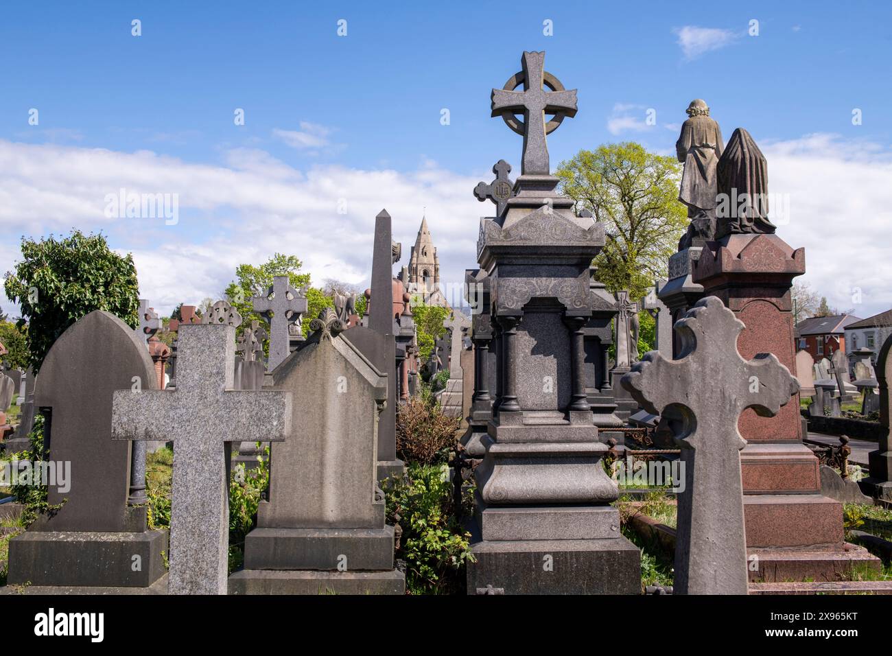 Rock cemetery, nottingham hi-res stock photography and images - Alamy
