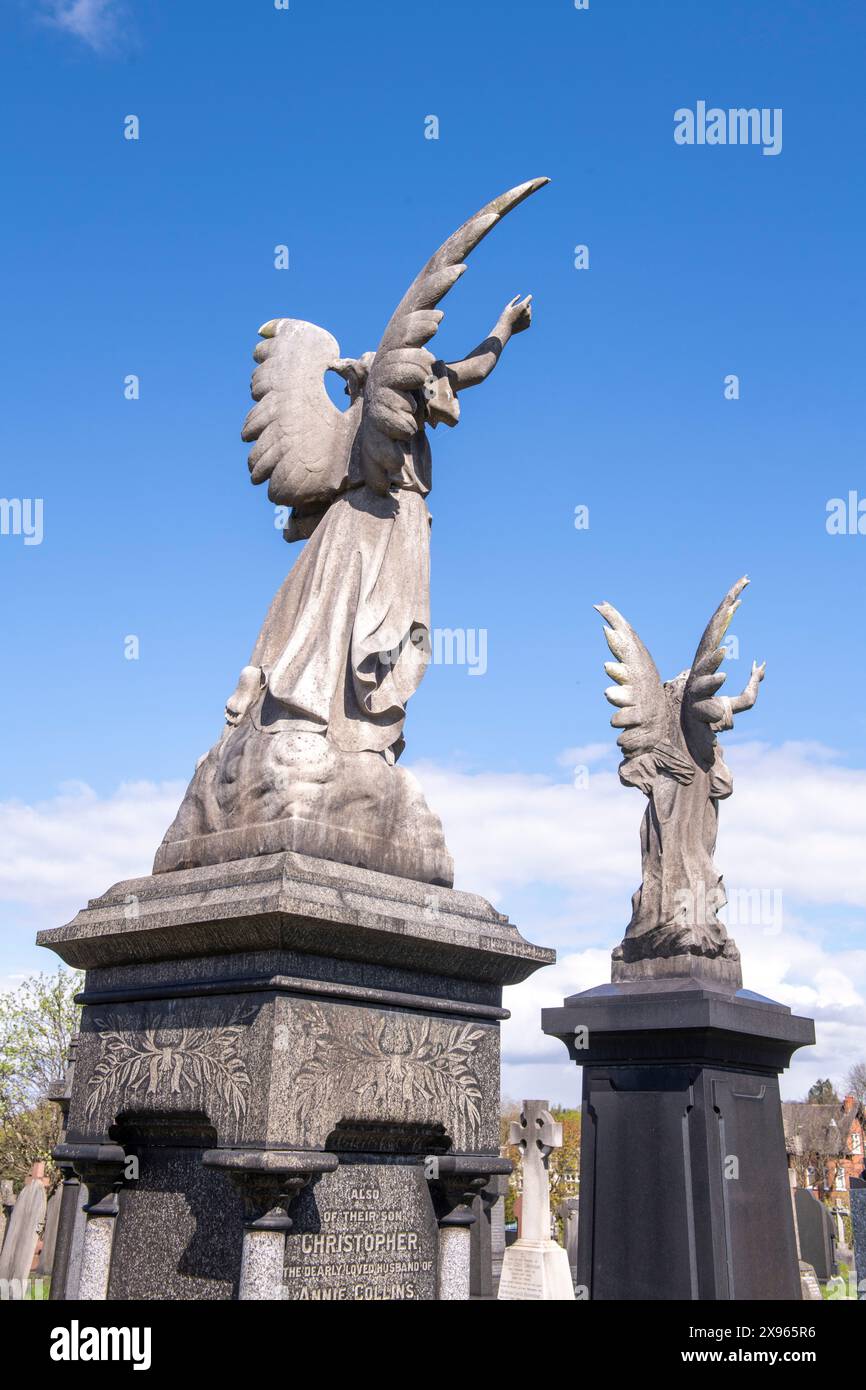 Church (Rock) Cemetery in Nottingham, Nottinghamshire England UK Stock ...