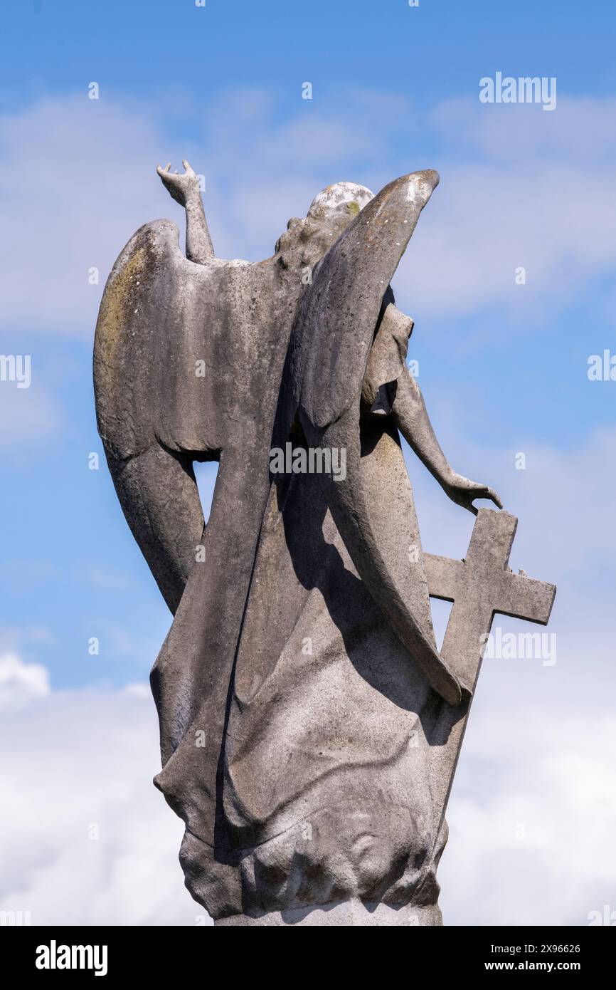 Church (Rock) Cemetery in Nottingham, Nottinghamshire England UK Stock ...