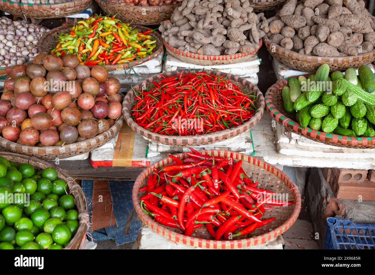 Produce on sale at Dong Xuan market, Hanoi, Indochina, Southeast Asia ...