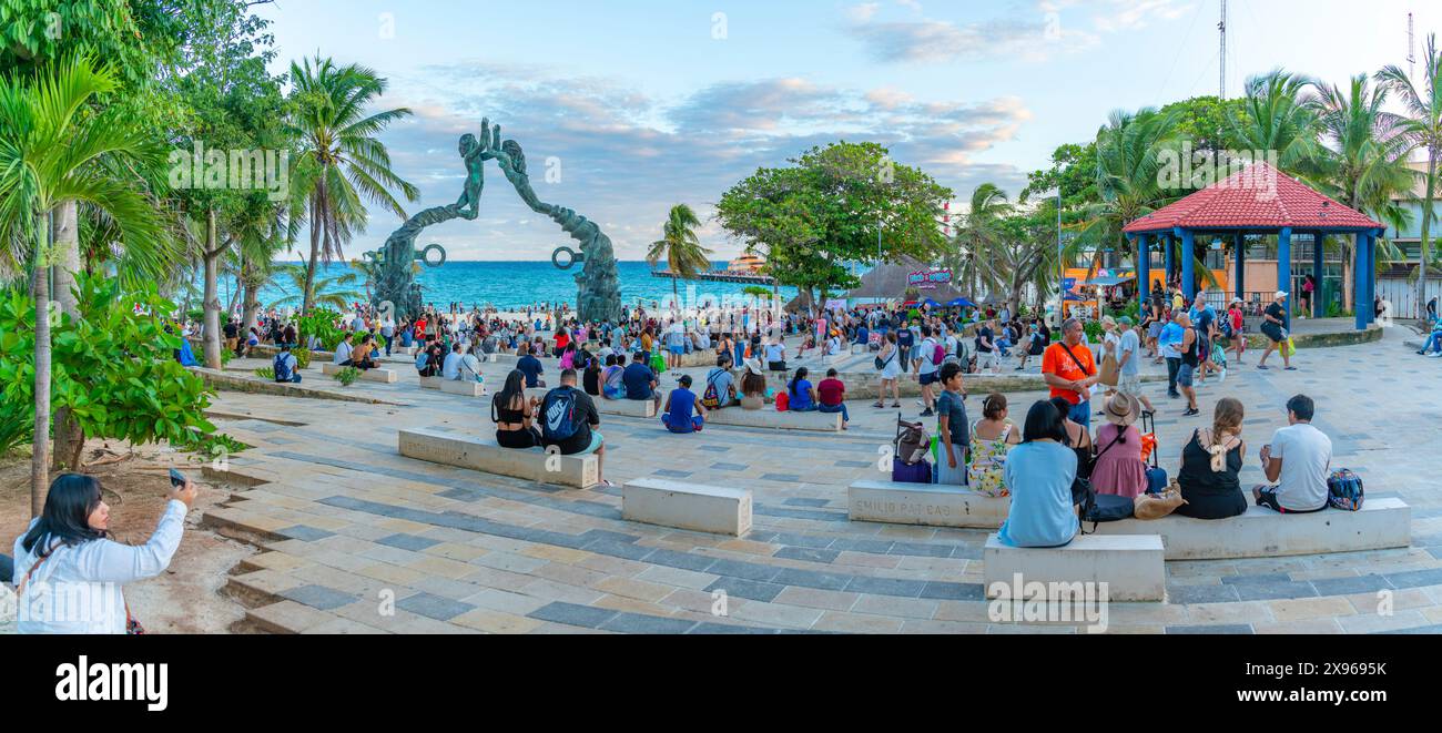 View of Los Fundadores Park, Playa del Carmen, Quintana Roo, Caribbean ...