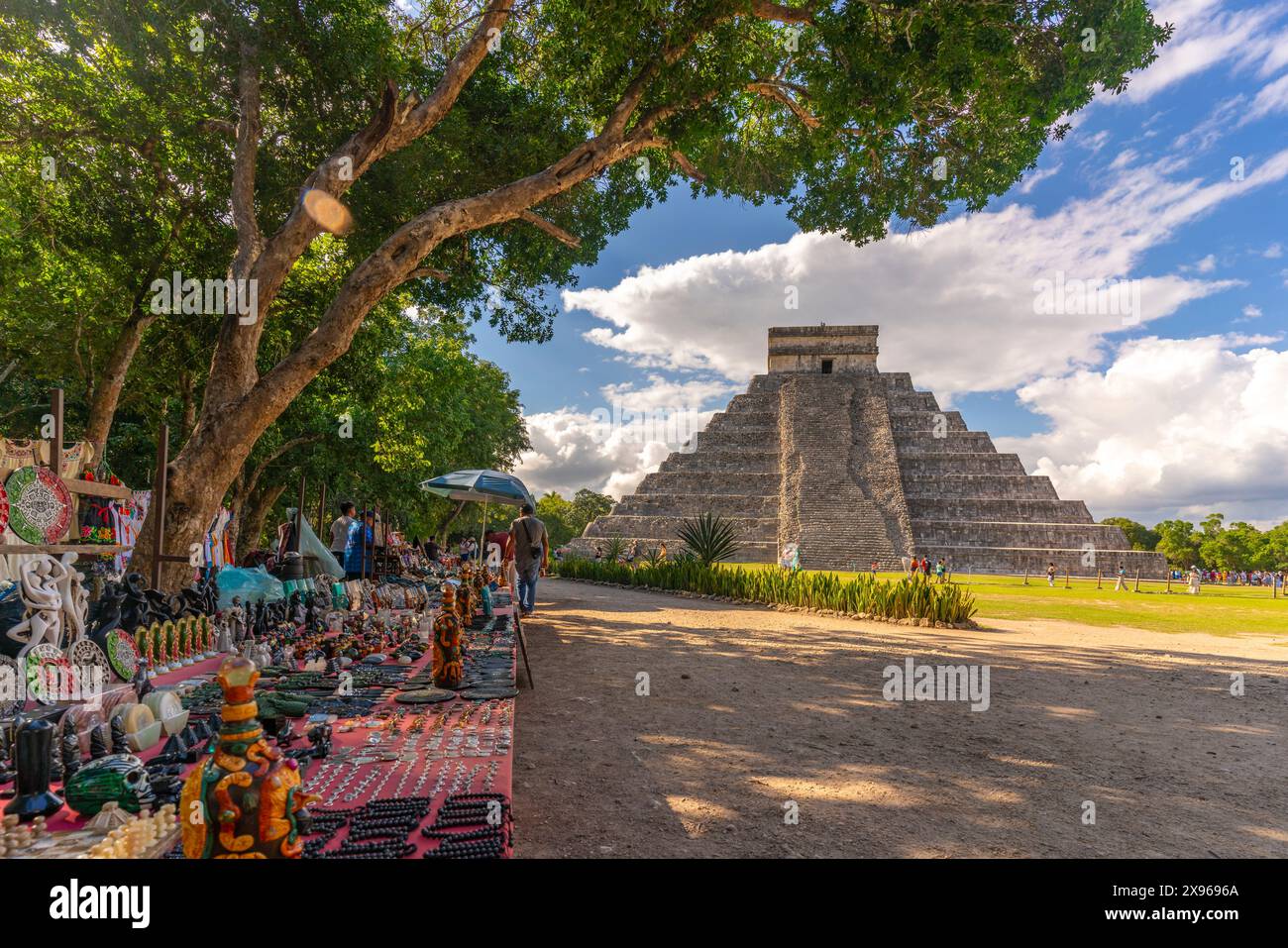 View of El Castillo (The Pyramid of Kukulkan), Mayan Ruin, Chichen Itza ...