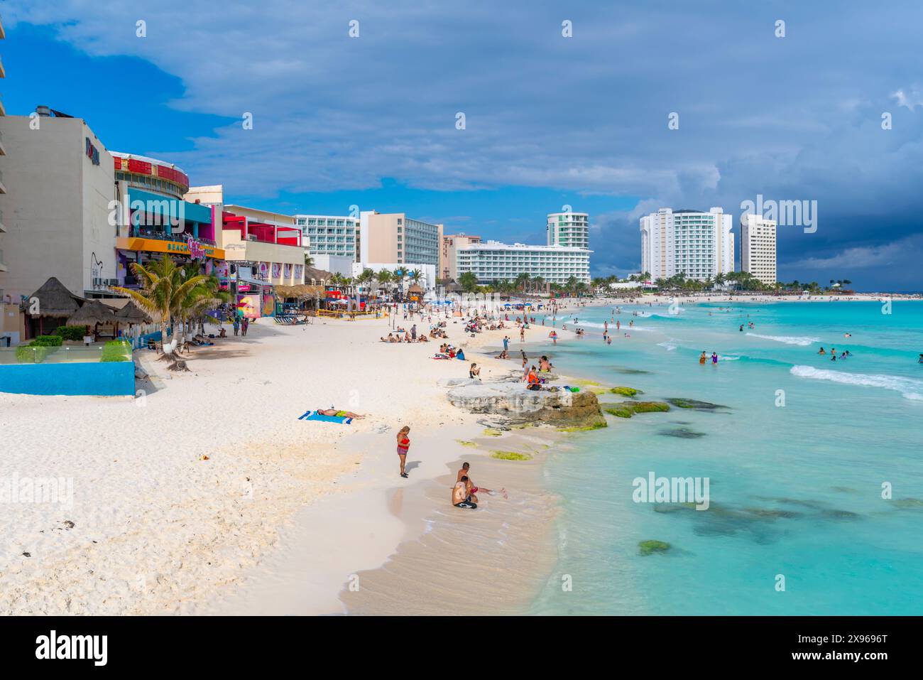 View of hotels and beach, Hotel Zone, Cancun, Caribbean Coast, Yucatan ...