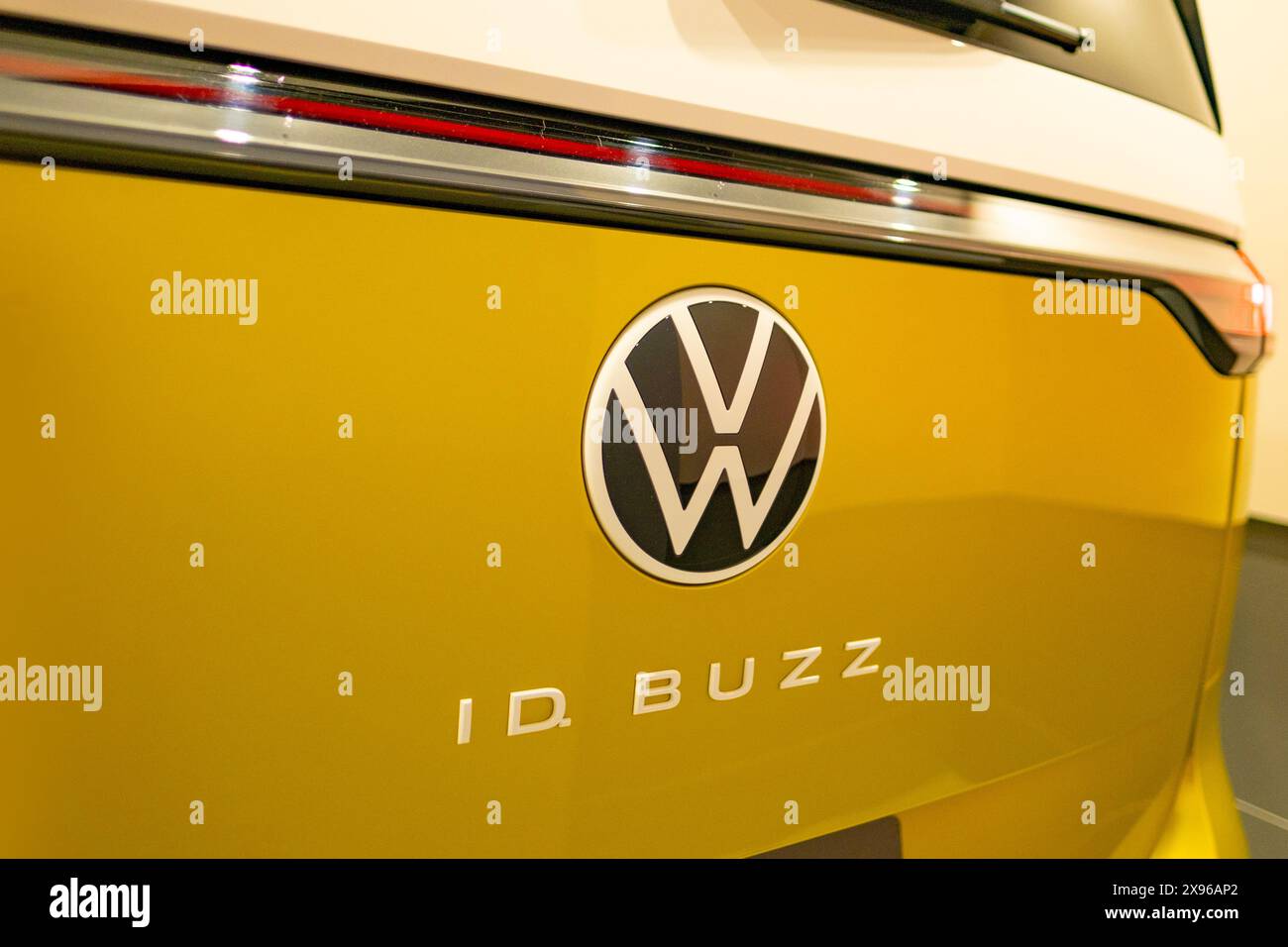 classic yellow electric bus Volkswagen ID Buzz, Old-school cool meets ...