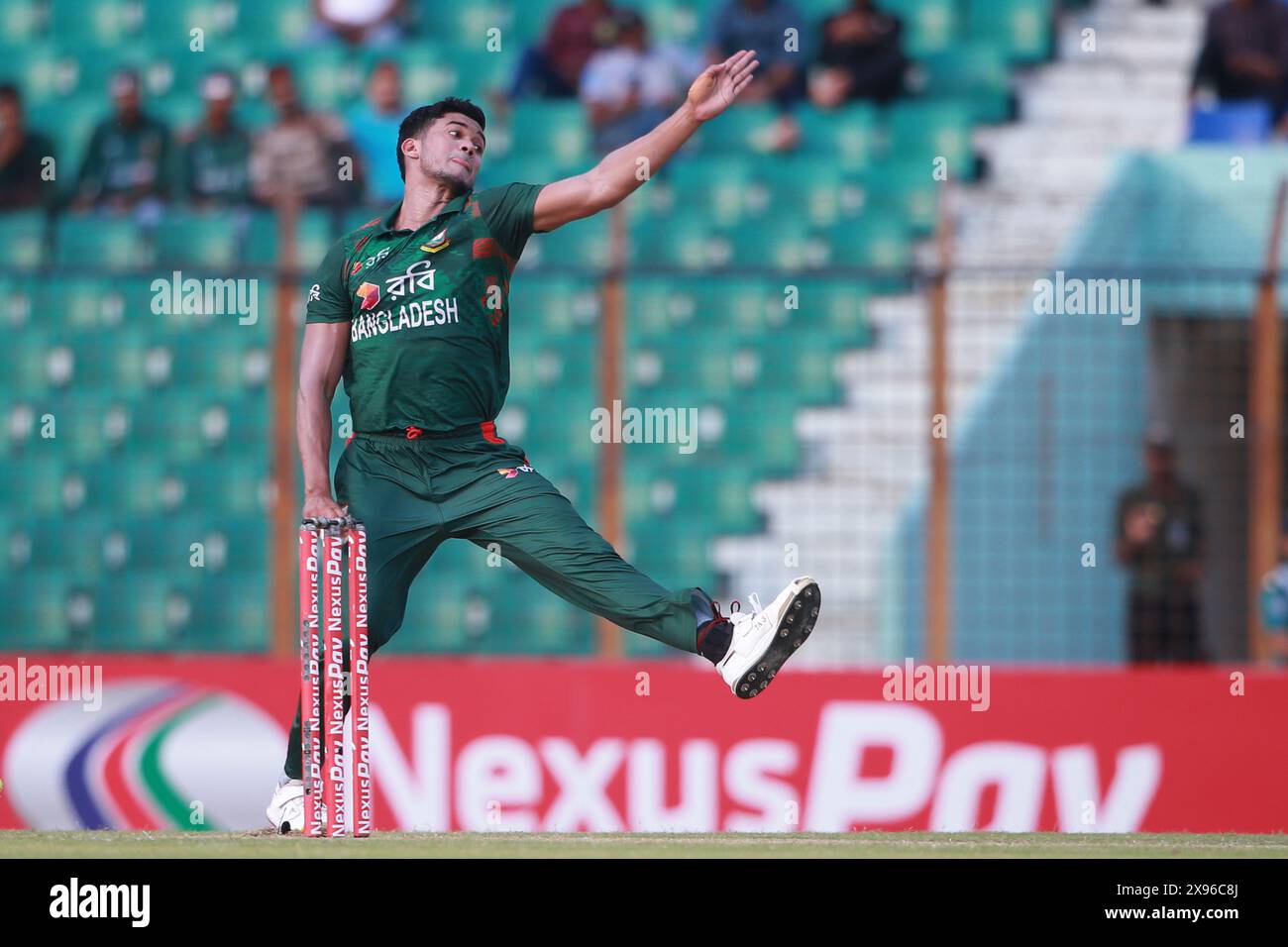 Taskin Ahmed during the third T20 international match against Zimbabwe ...