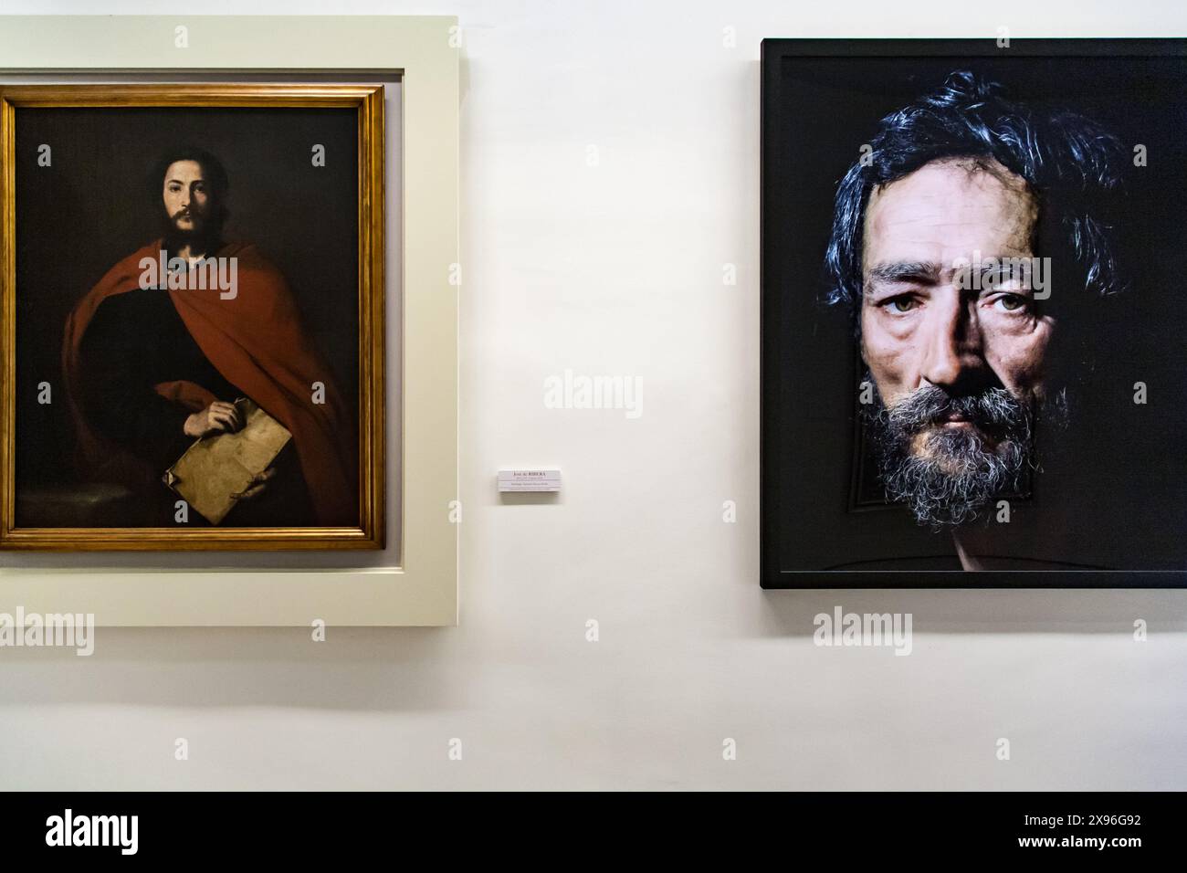 A photograph by Pierre Gonnord (right) beside a classical painting by ...