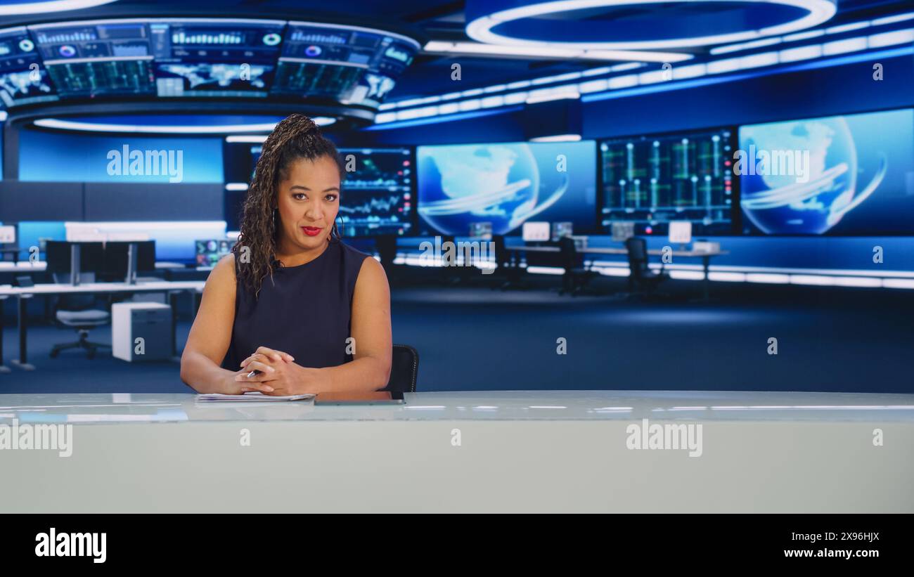 Tv news female anchorman talks hi-res stock photography and images - Alamy
