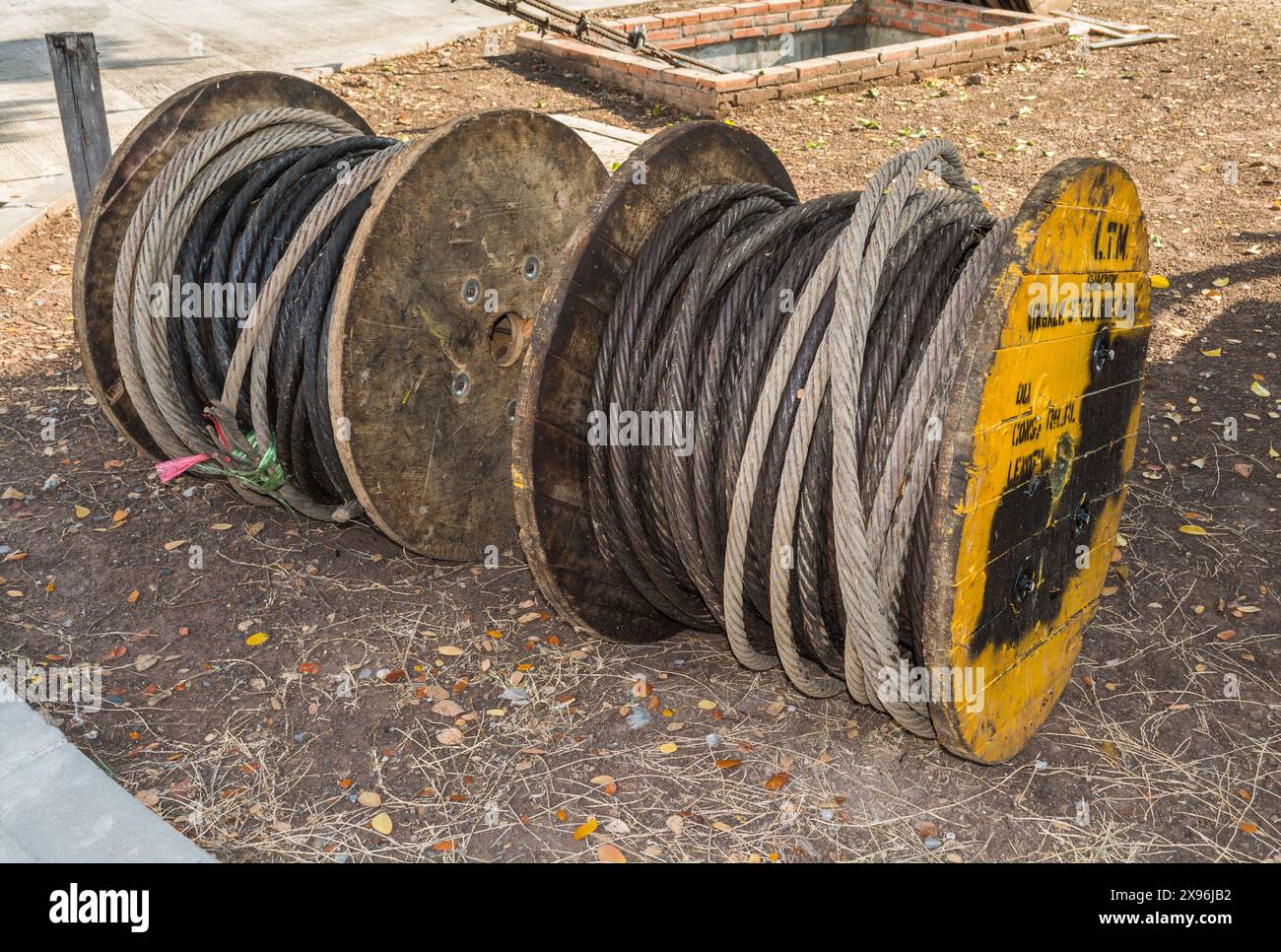 Old steel wire rope cable Stock Photo - Alamy